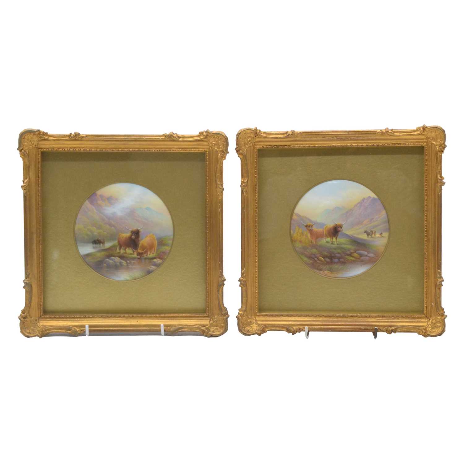Lot 96 - Pair of paragon china circular plaques, by F