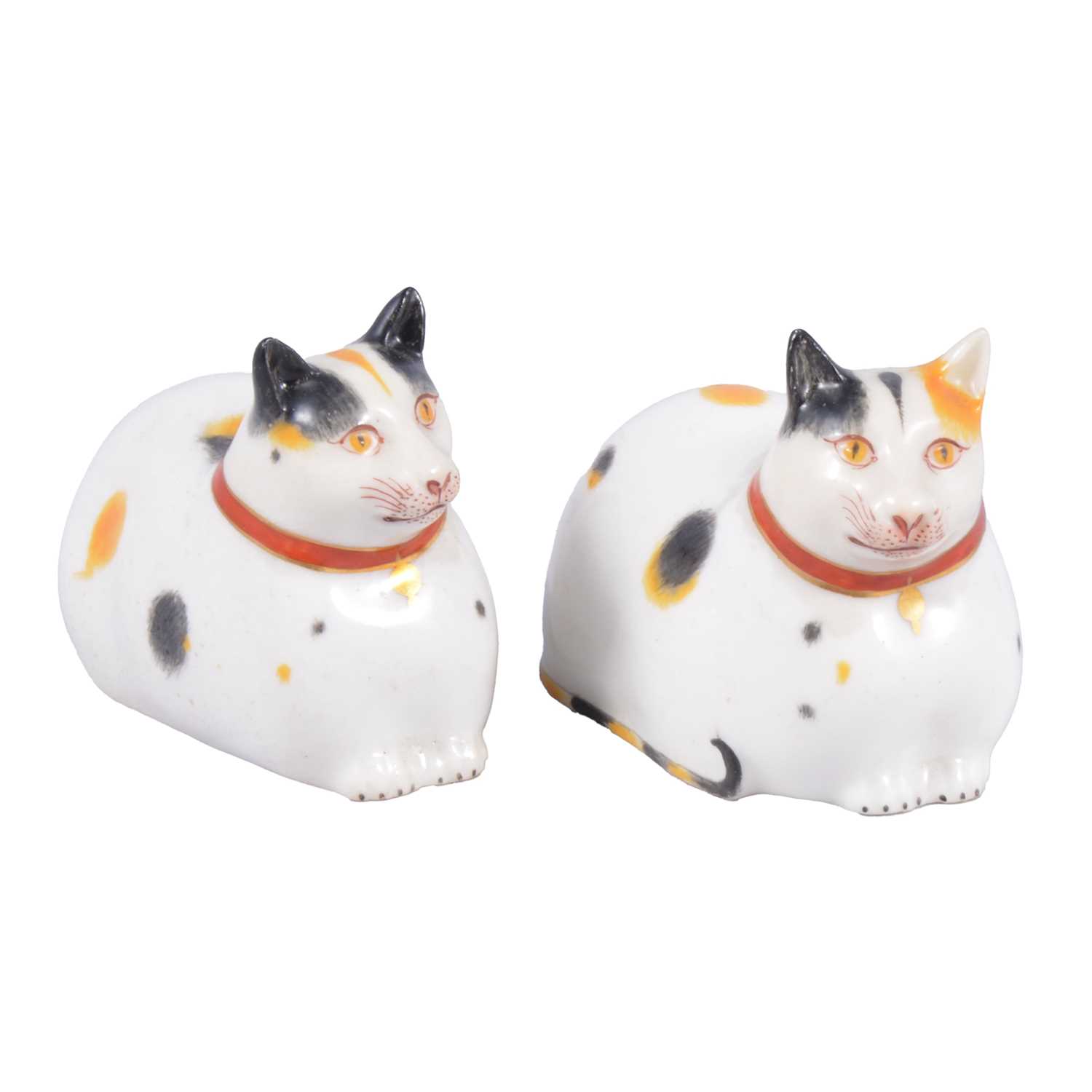 Lot 28 - Pair of Chamberlain's Worcester models of