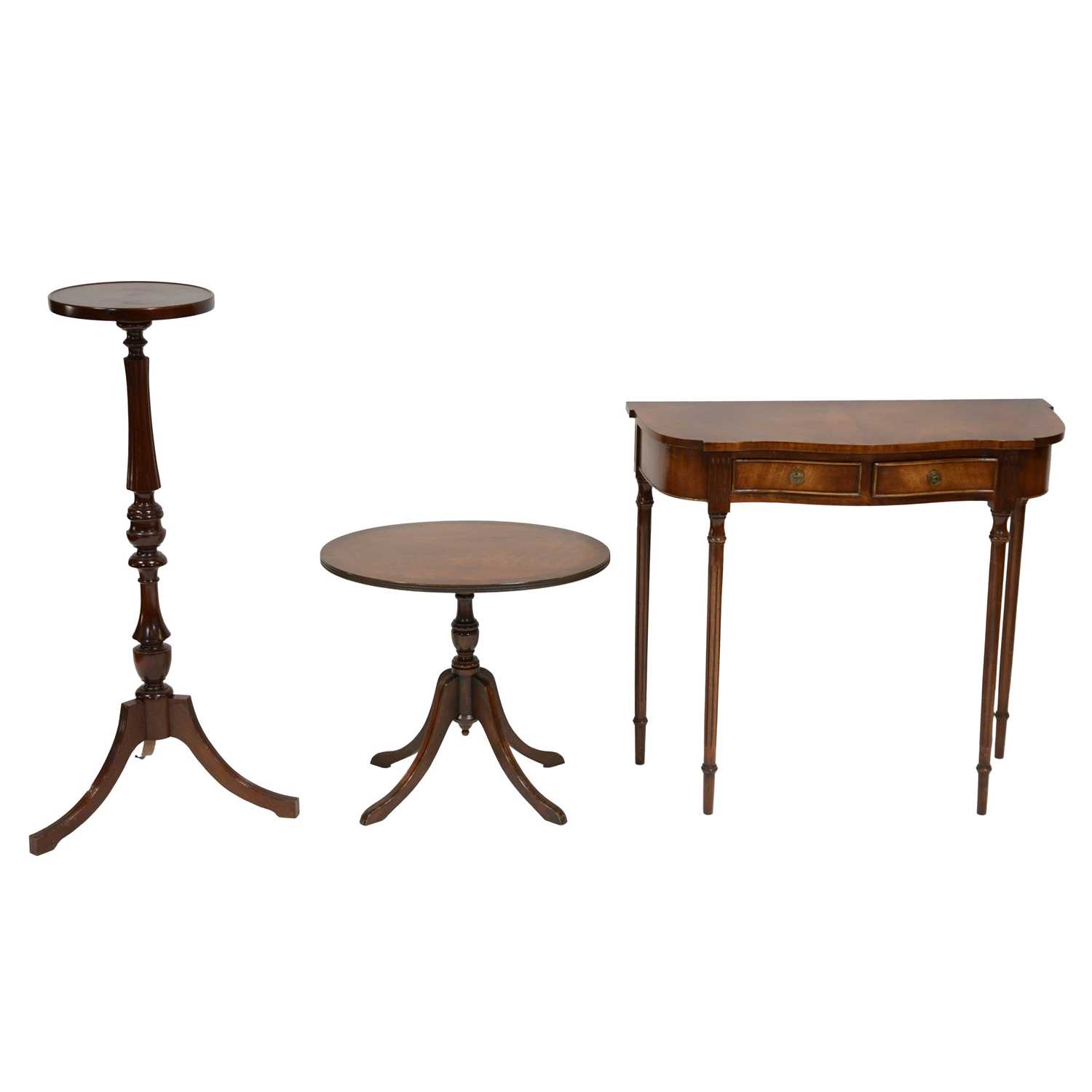 Lot 335 - Six items of mahogany reproduction