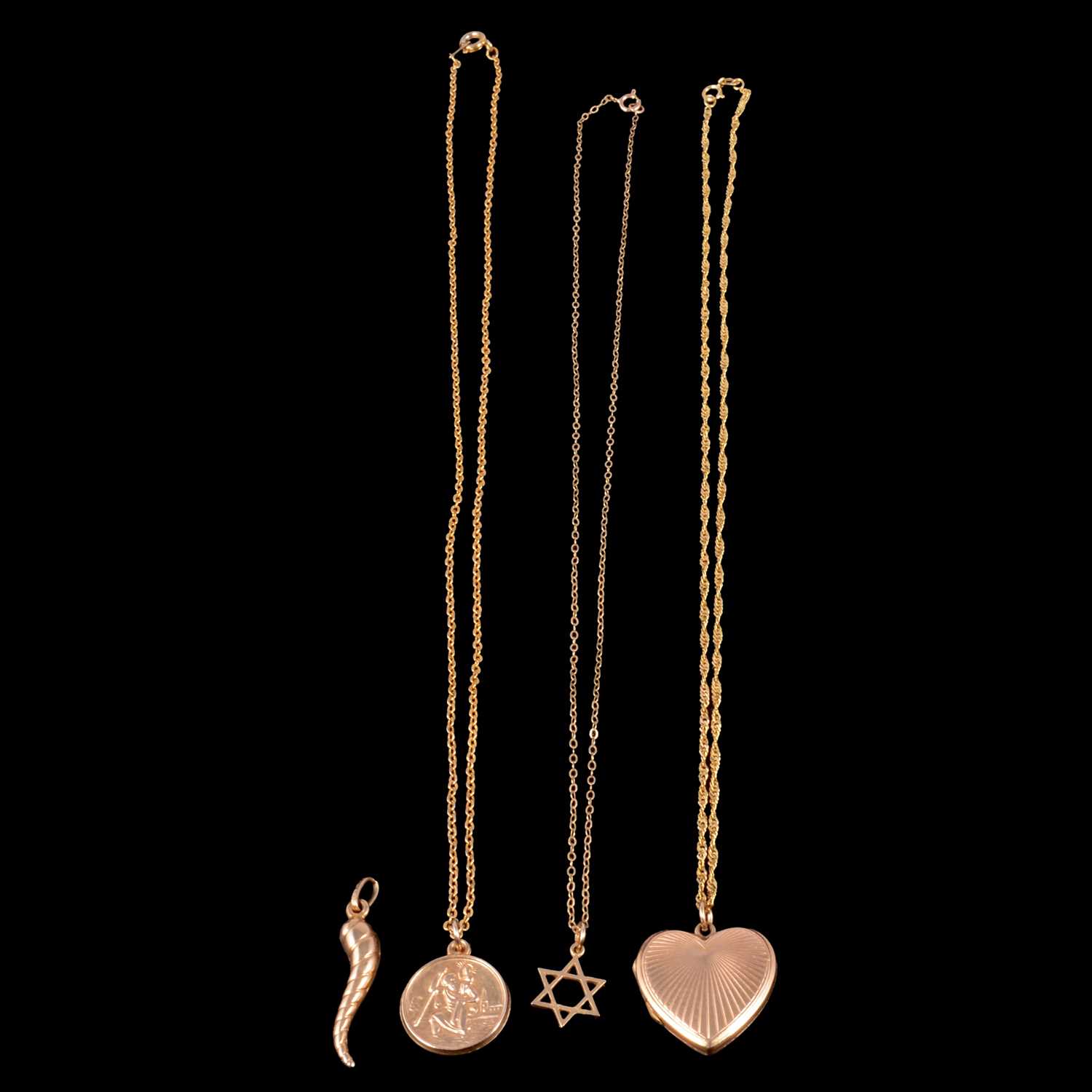 Lot 177 - A 9 carat yellow gold St Christopher, Star