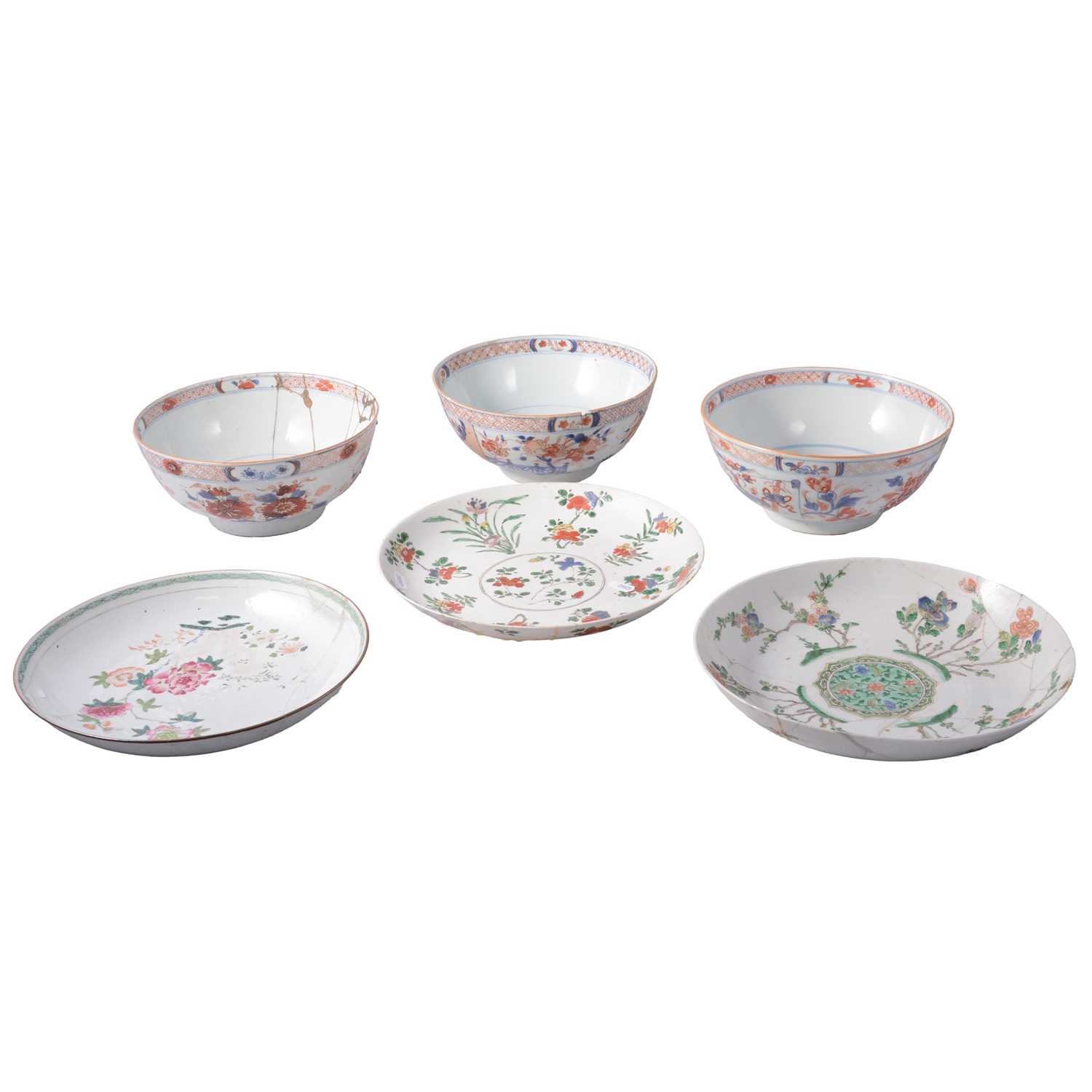 Lot 70 - Chinese Famille Vert plate, two Chinese Imari