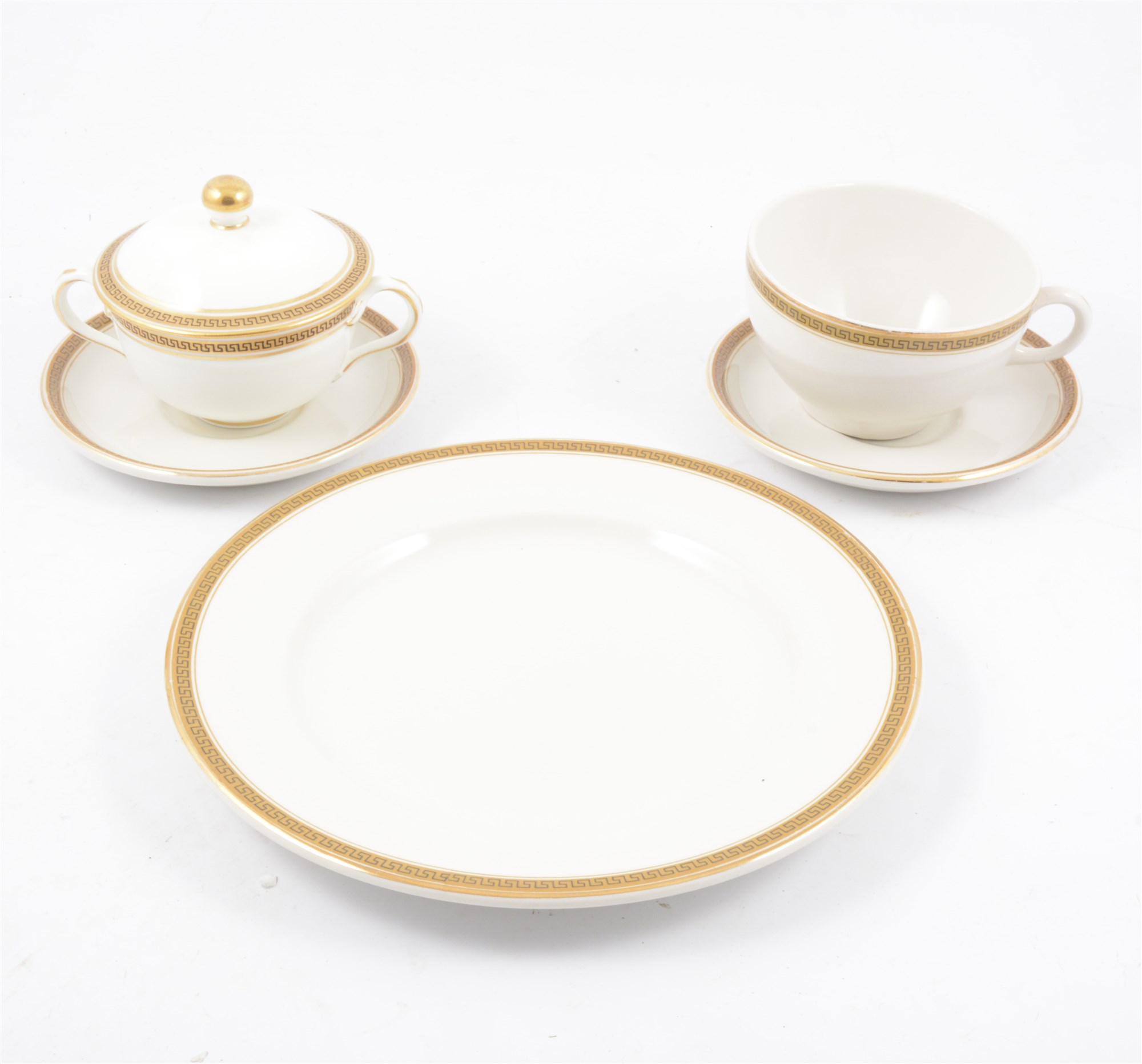 Lot 124 - A large 'Falcon Ware' dinner service