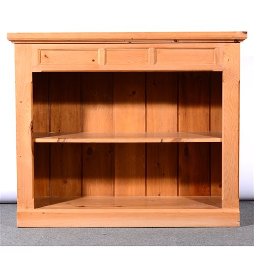 Lot 512 - Contemporary pine open bookcase, panelled