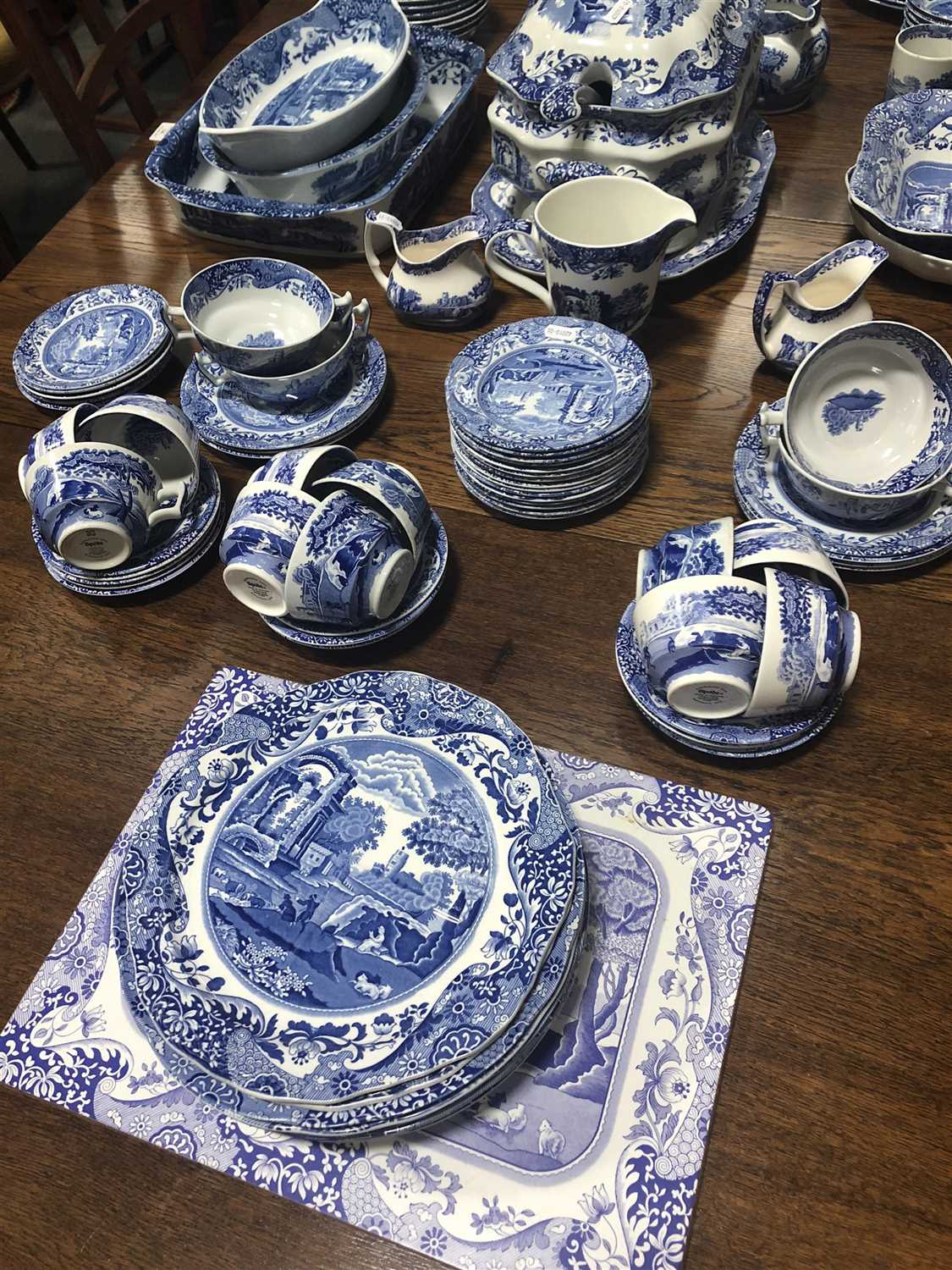 Lot 71 - Large collection of Spode blue and white