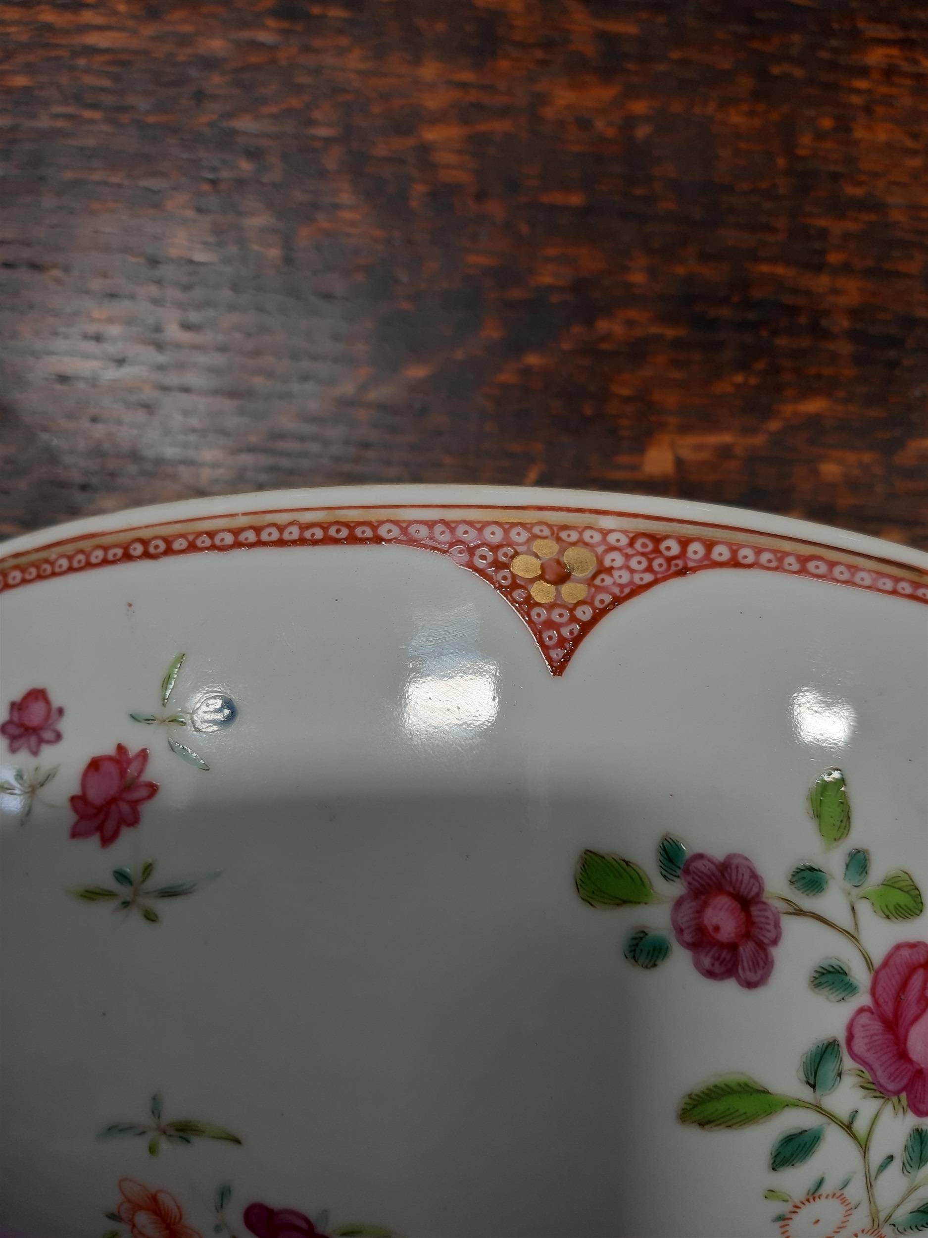 Lot 5 - Chinese porcelain bowl, and a Meissen bon-bon