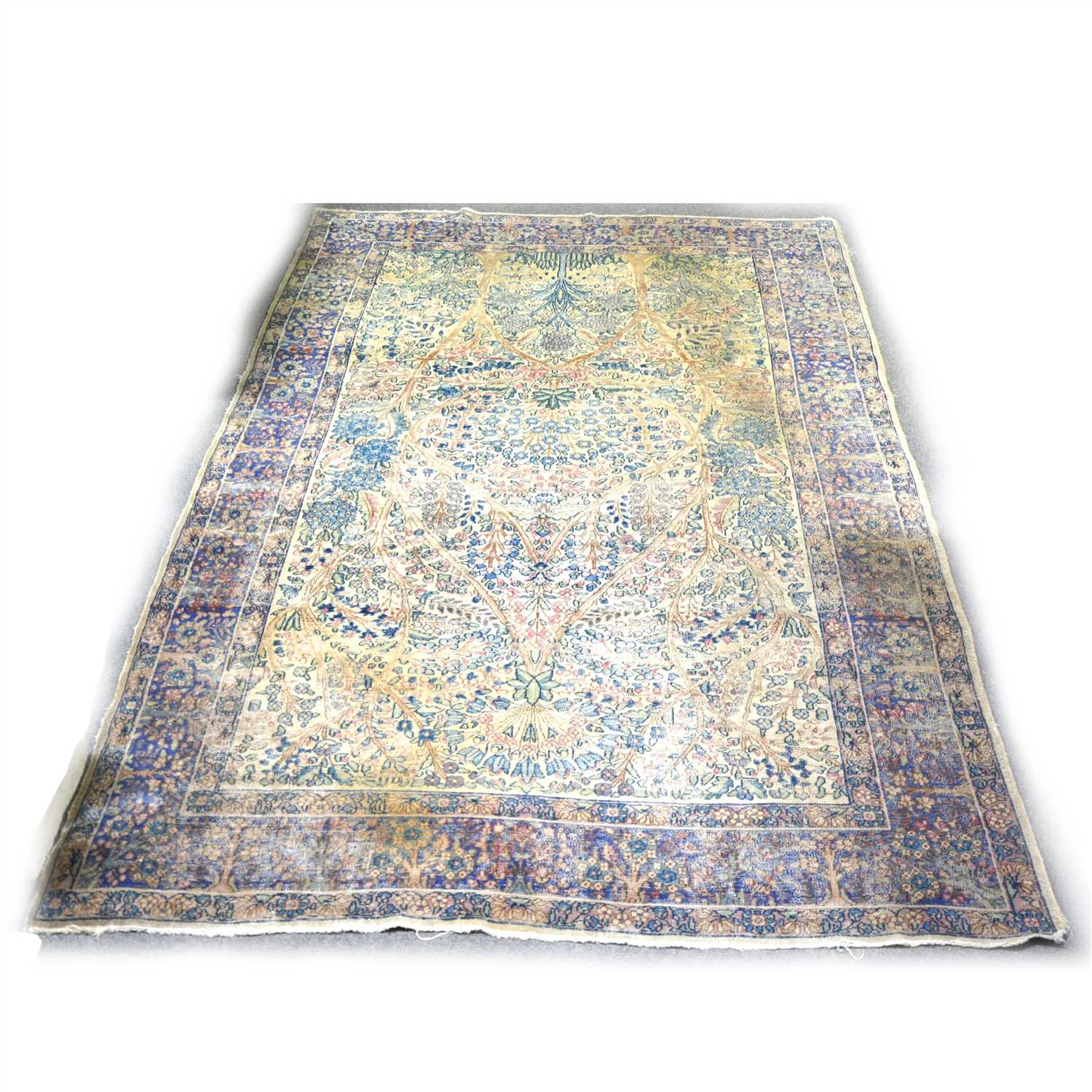 Lot 482 - An Isfahan pattern Tree of Life rug, cream