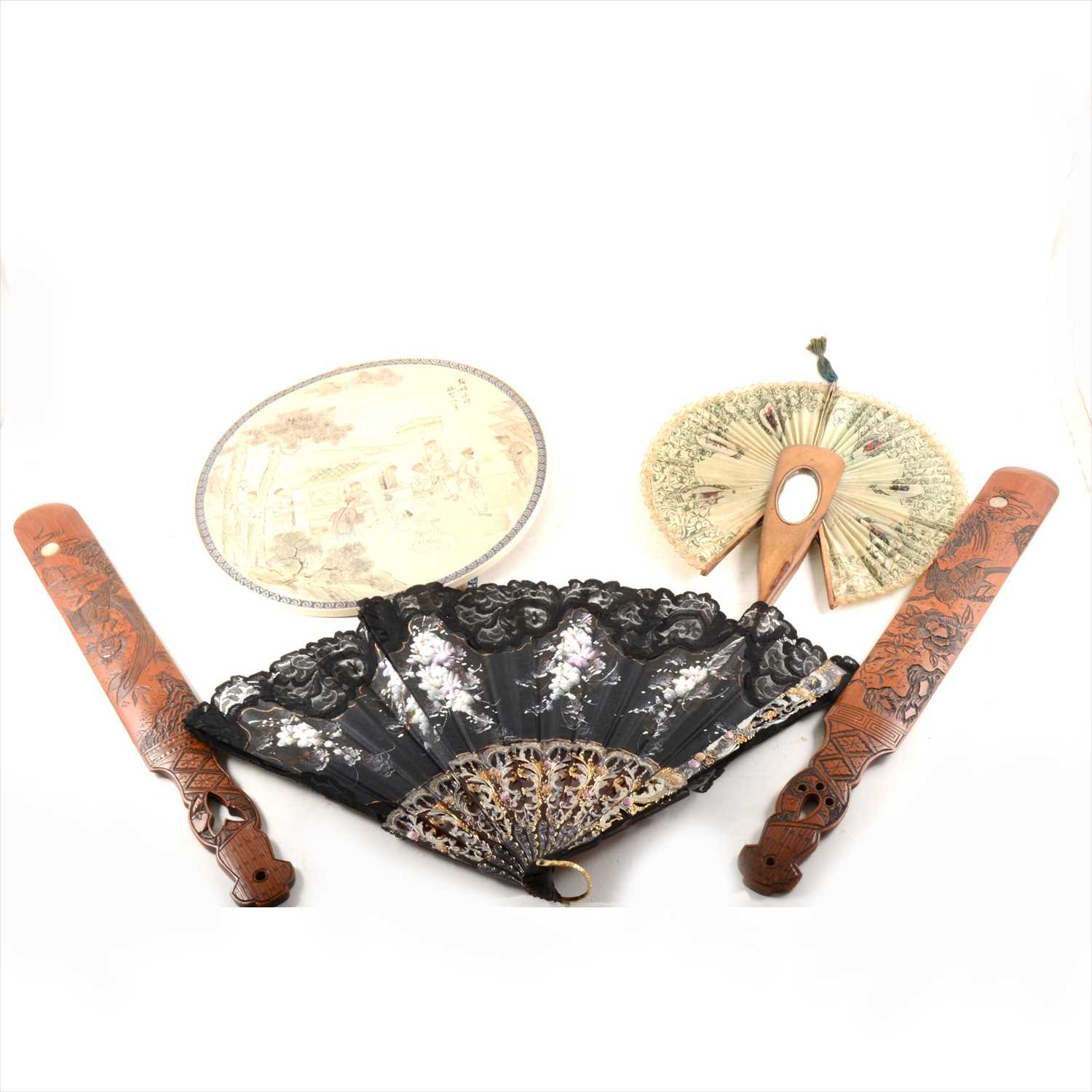 Lot 174 - Chinese silk hand fan,