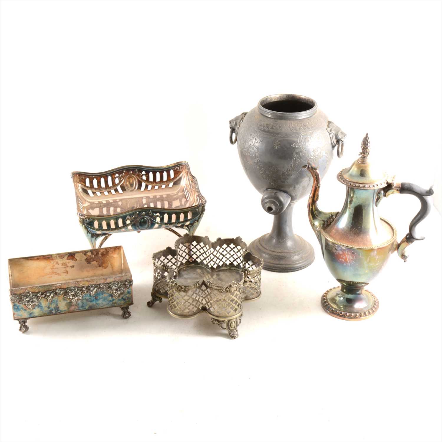 Lot 126 - An Edwardian plated folding breakfast dish,