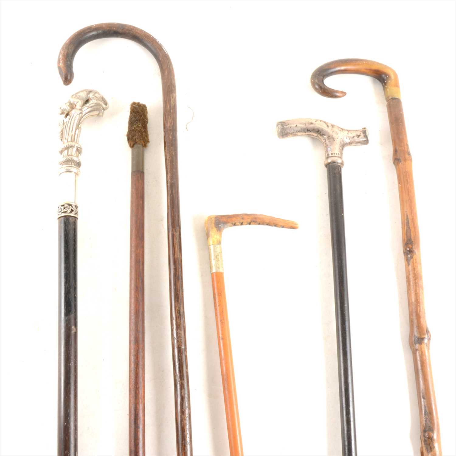 Lot 129 - A Victorian hunting crop, silver mounted,
