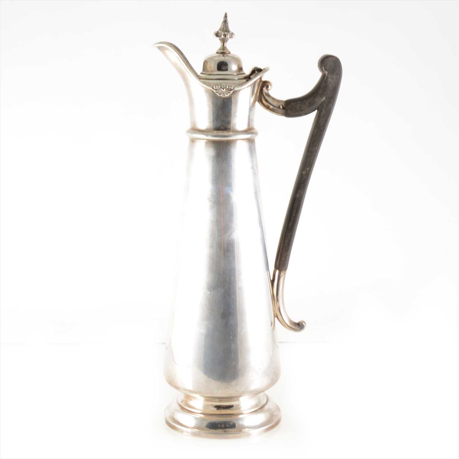 Lot 253 - A silver claret jug, Harrison Brothers