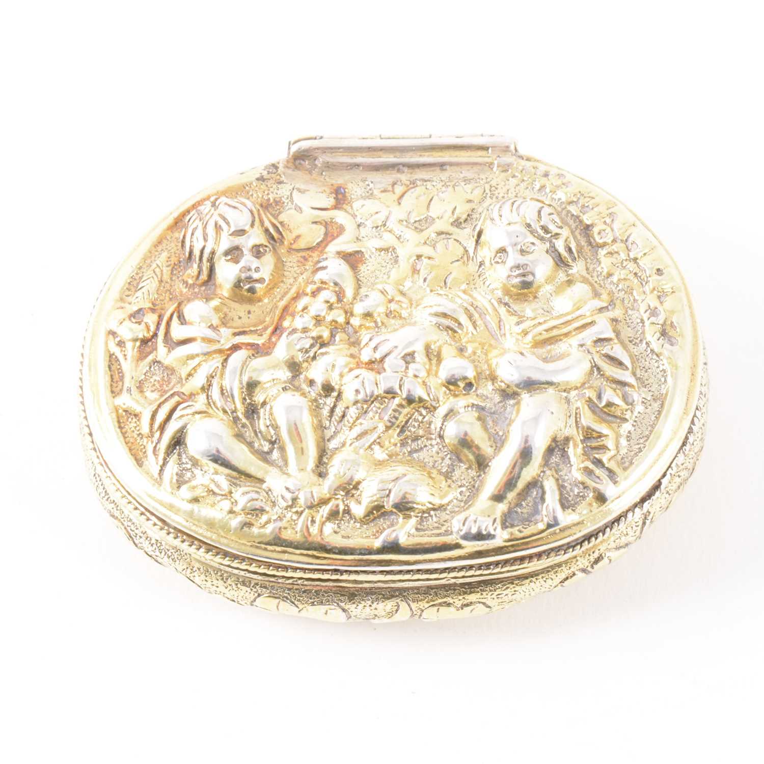 Lot 251 - A Continental gilt metal oval snuff box,