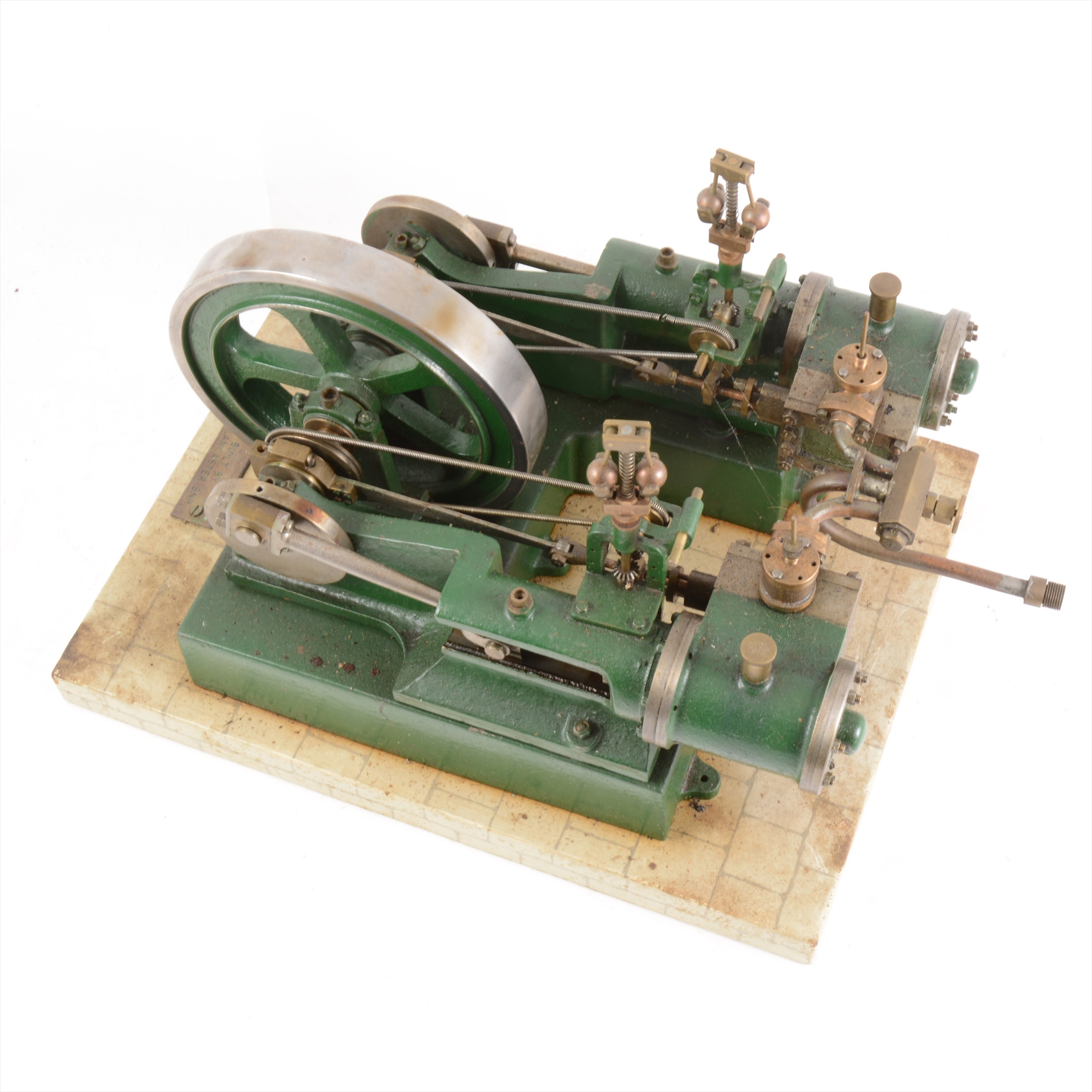 Lot 8 - A well-built twin-cylinder mill engine; live