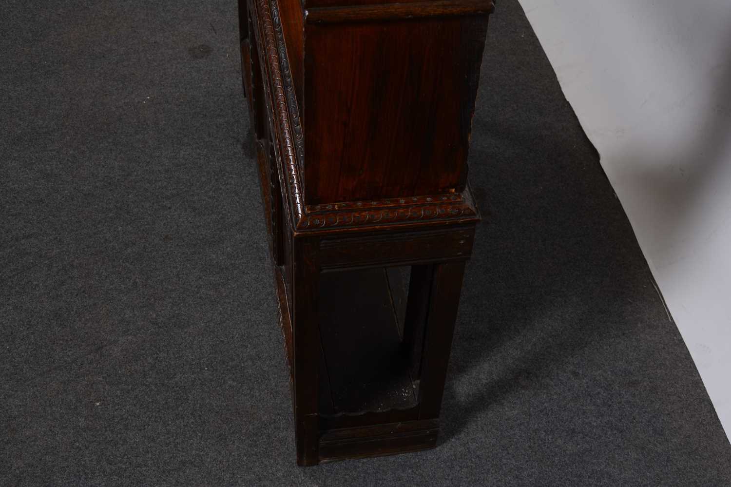 Lot 1538 - A joined oak and pine narrow hall unit