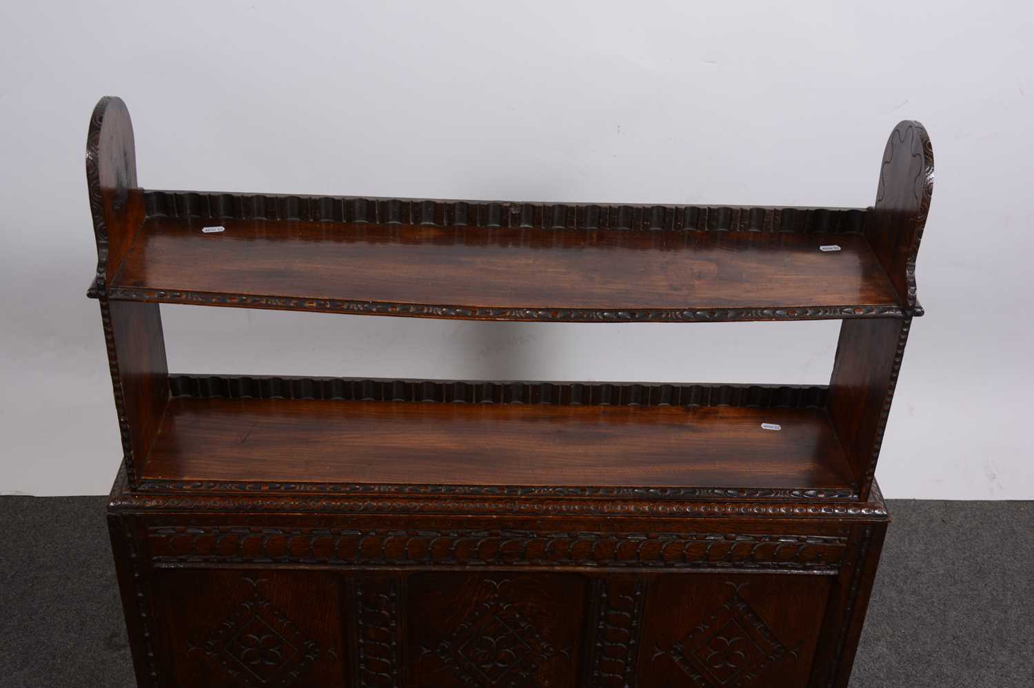 Lot 1538 - A joined oak and pine narrow hall unit
