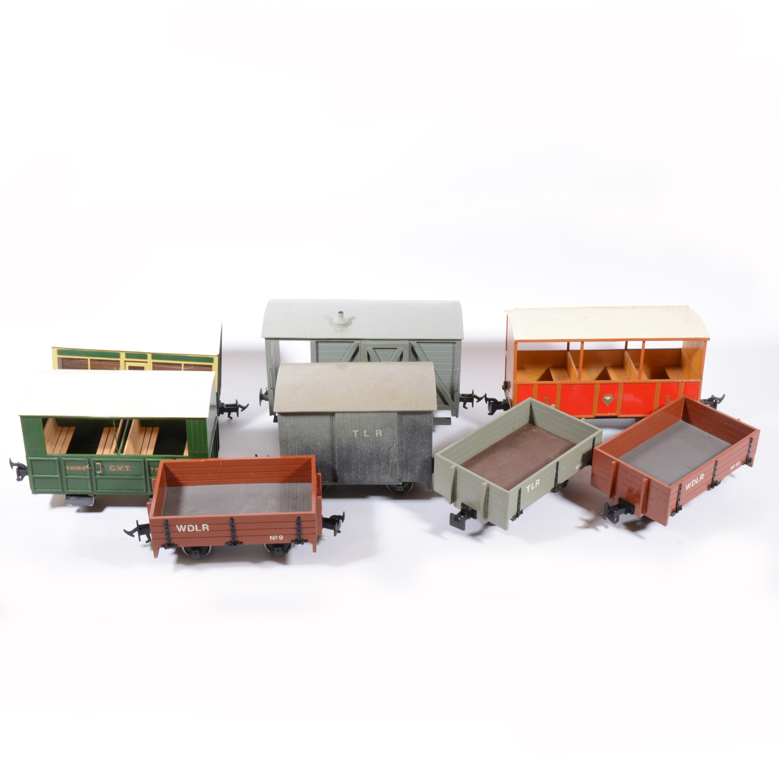 Lot 70 - Fifteen kit built gauge 1 / G gauge model