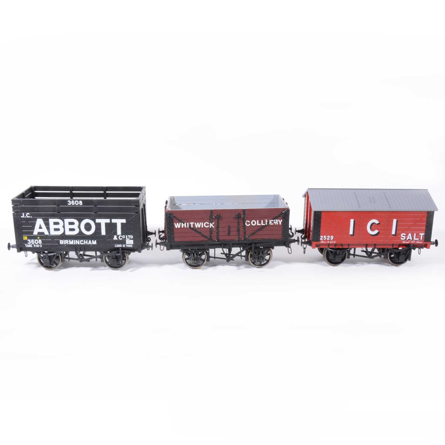 Lot 103 - Six gauge 1 / G scale, 45mm, rolling stock,