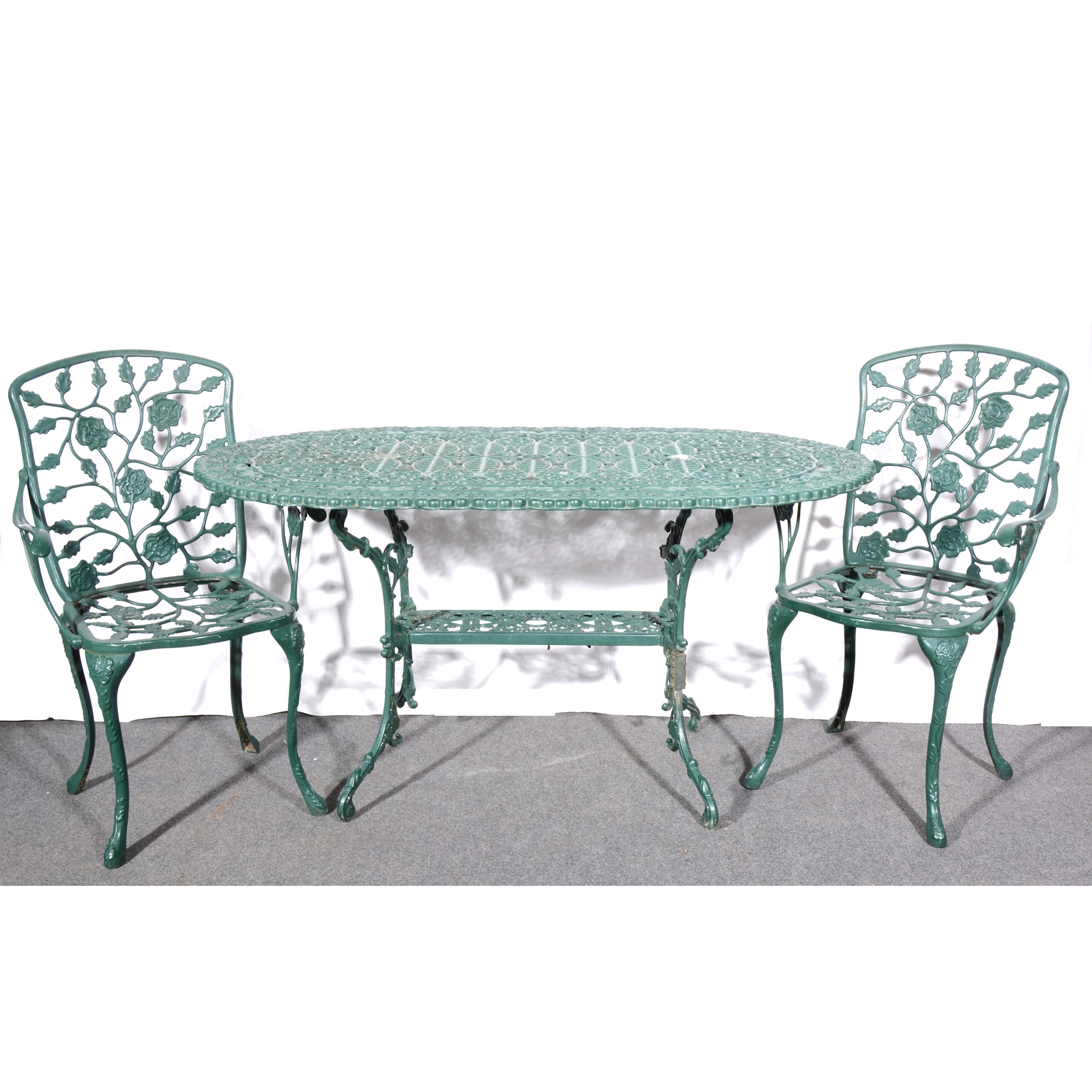 Lot 485 - A contemporary green painted metal patio