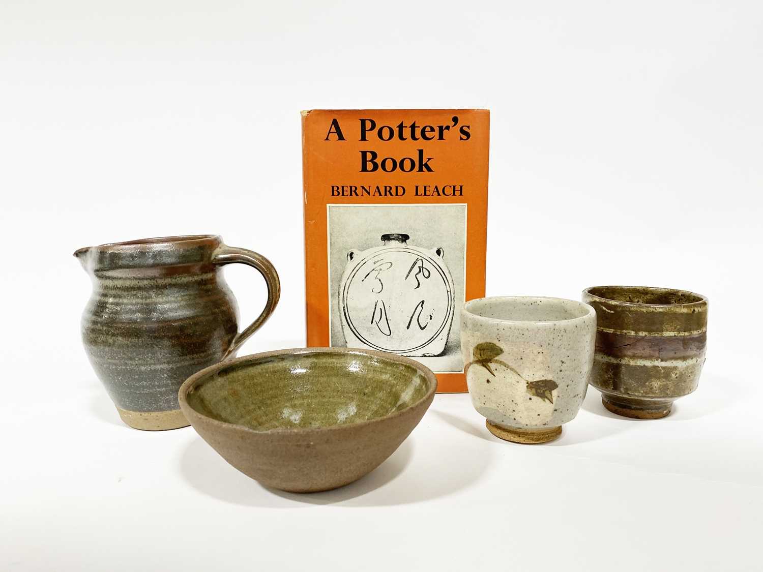 Lot 678 - Two Jeremy Leach pottery vessels, and two
