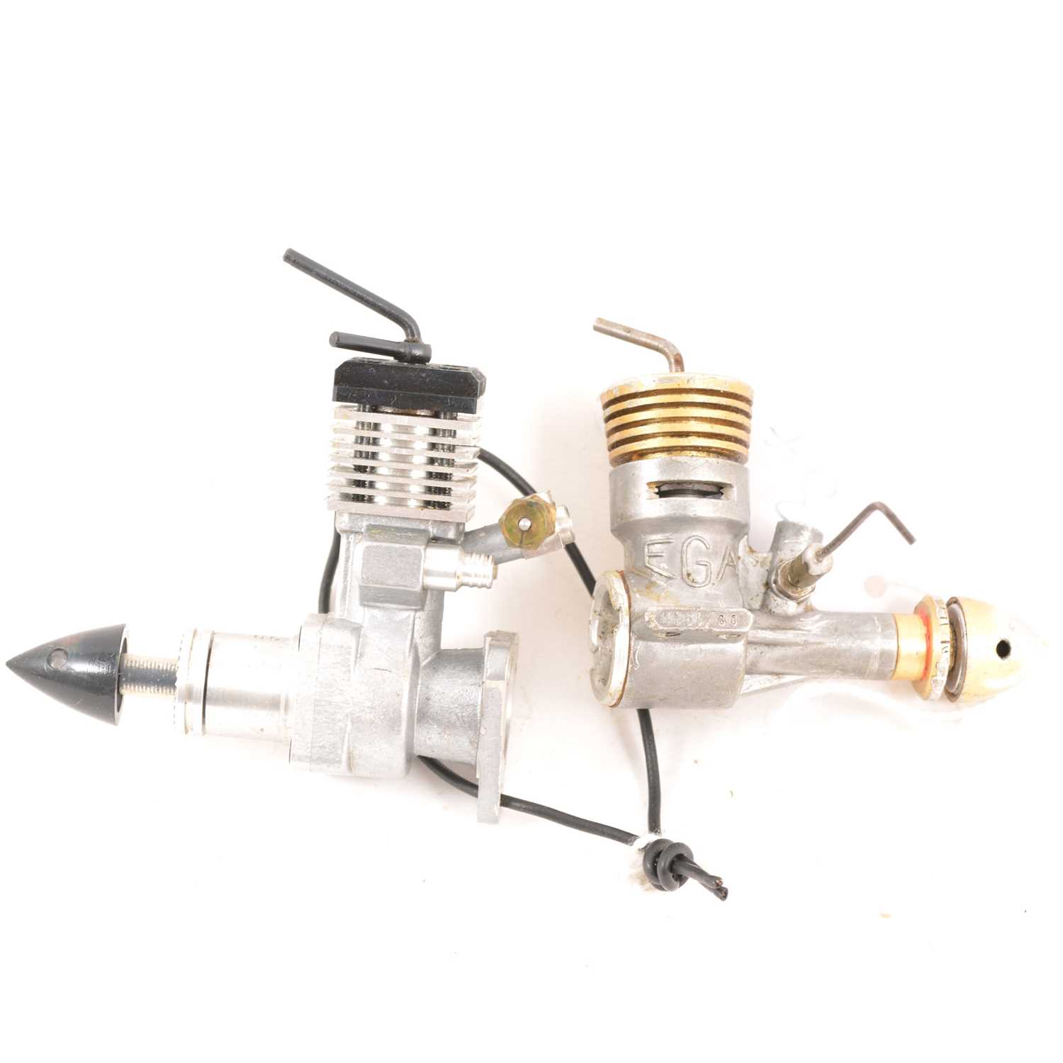 Lot 189 - 2 x Diesels EGA .5cc and PFEFFER 0.6. BB