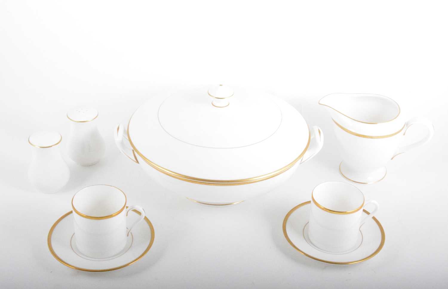 Lot 116 - An extensive Royal Worcester fine bone china