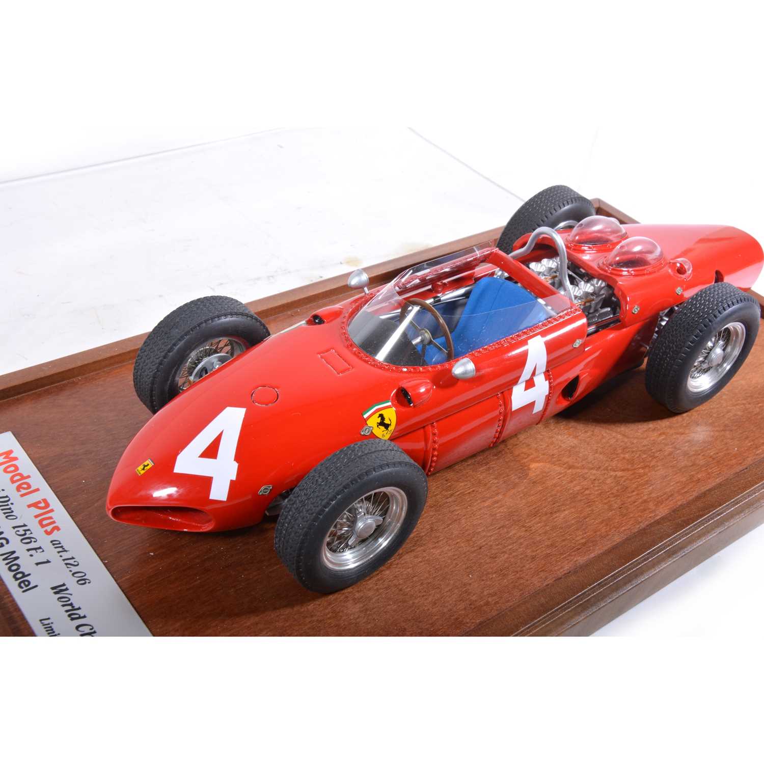 Lot 174 - MG Model Plus 1:12 scale model; Ferrari Dino