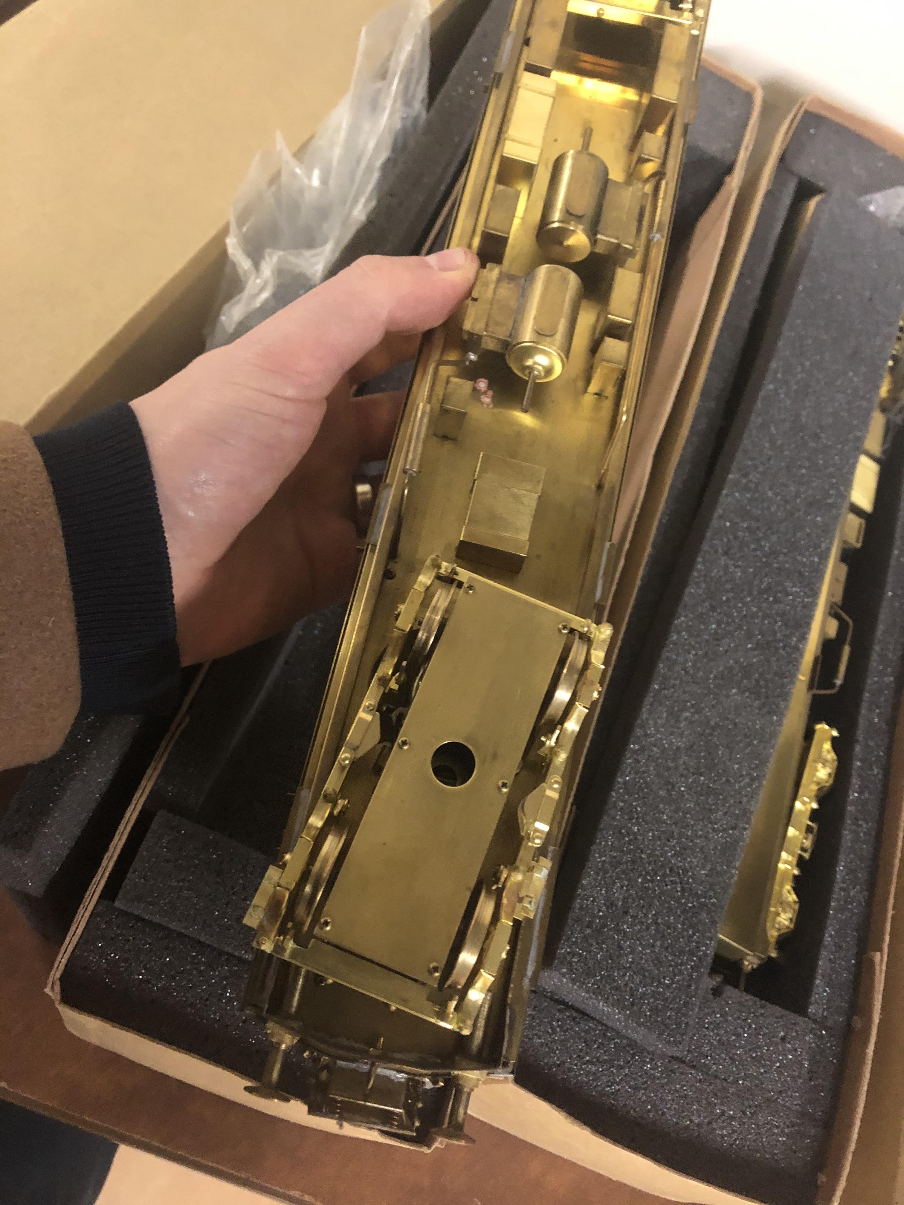 Lot 3 - Bachmann Brassworks O gauge; Derby DMU engine