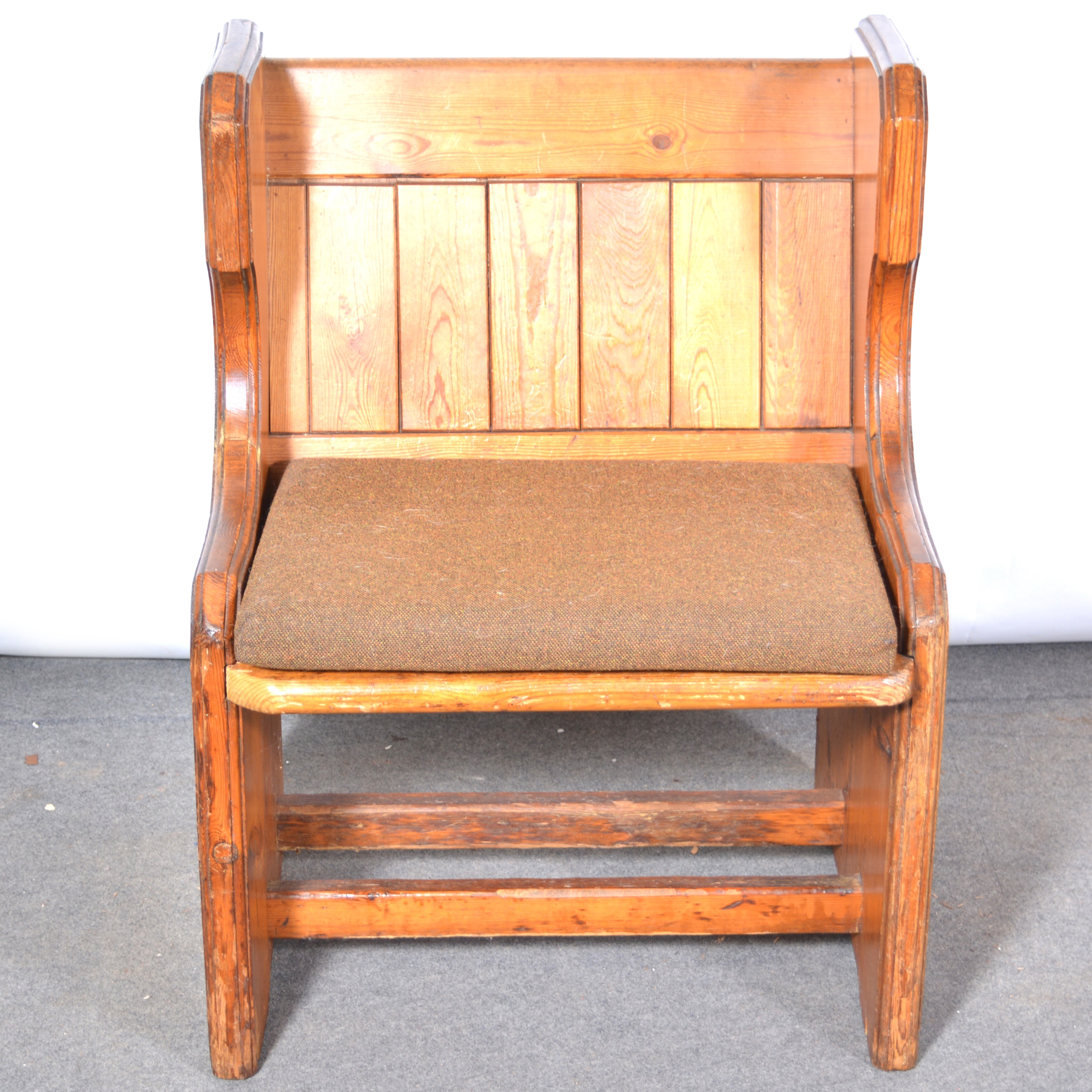 Lot 446 - Pine Monk's seat,