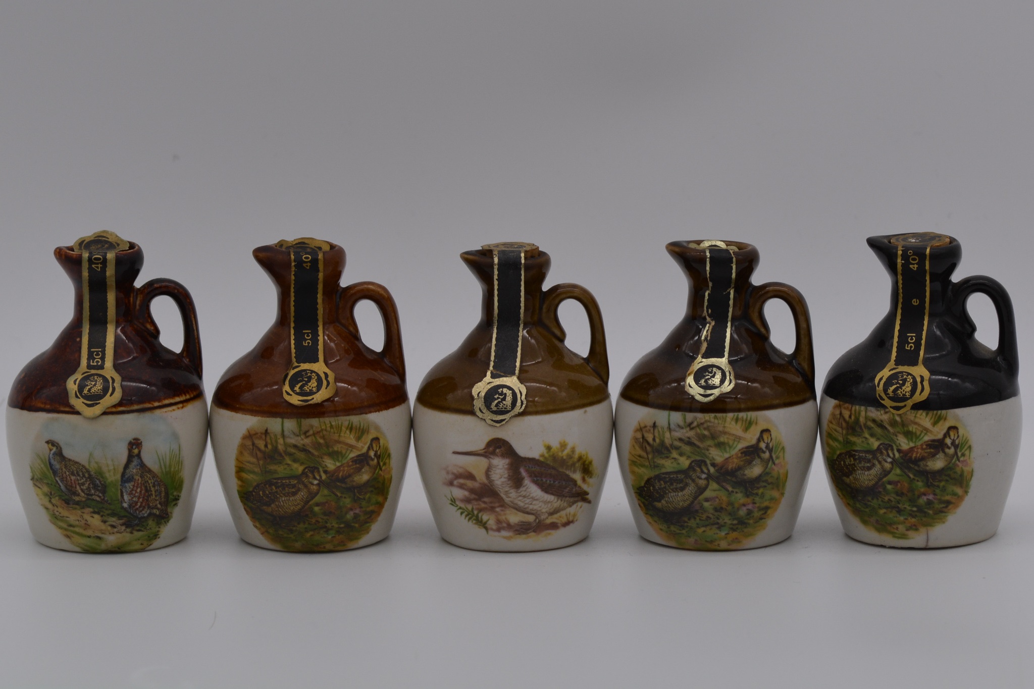 Lot 125 - Twenty one assorted Rutherford's ceramic