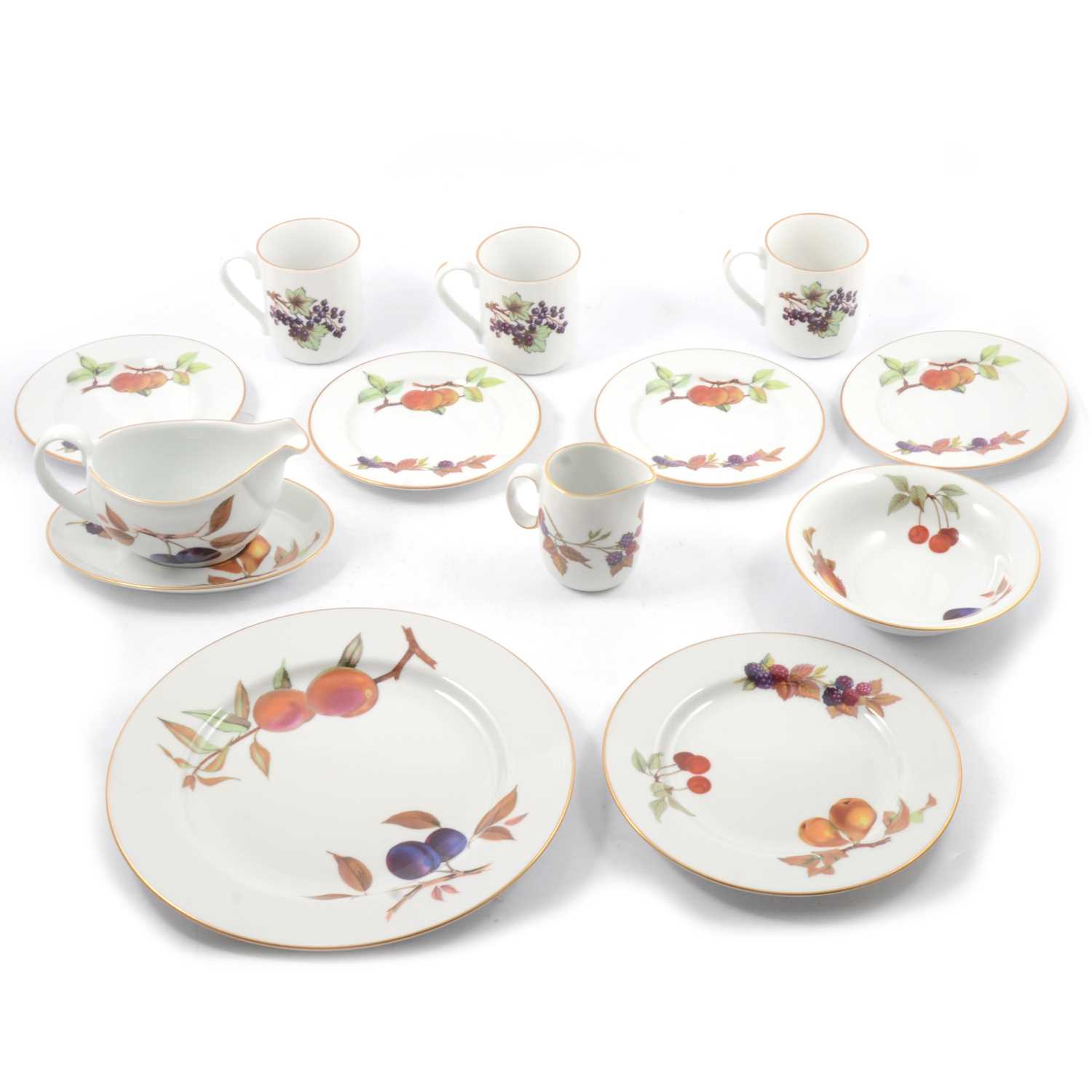 Lot 80 - Royal Worcester Evesham pattern service,