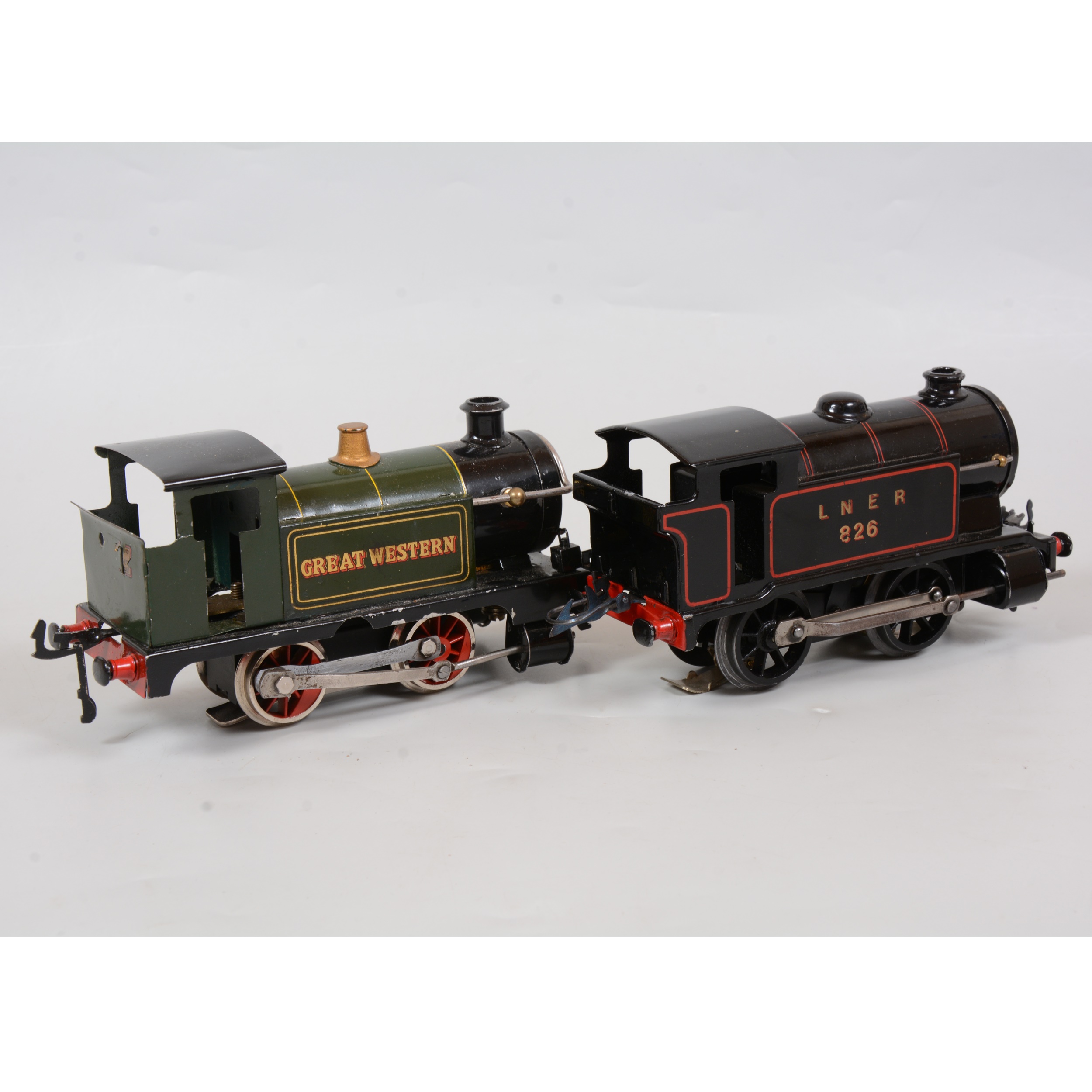 Lot 29 - Two Hornby O gauge electric tank locomotives