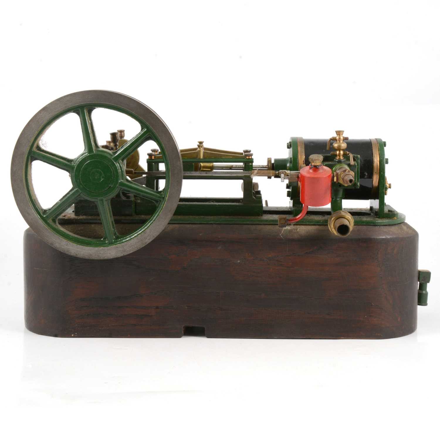 Lot 3 - A well-engineered horizontal live-steam engine