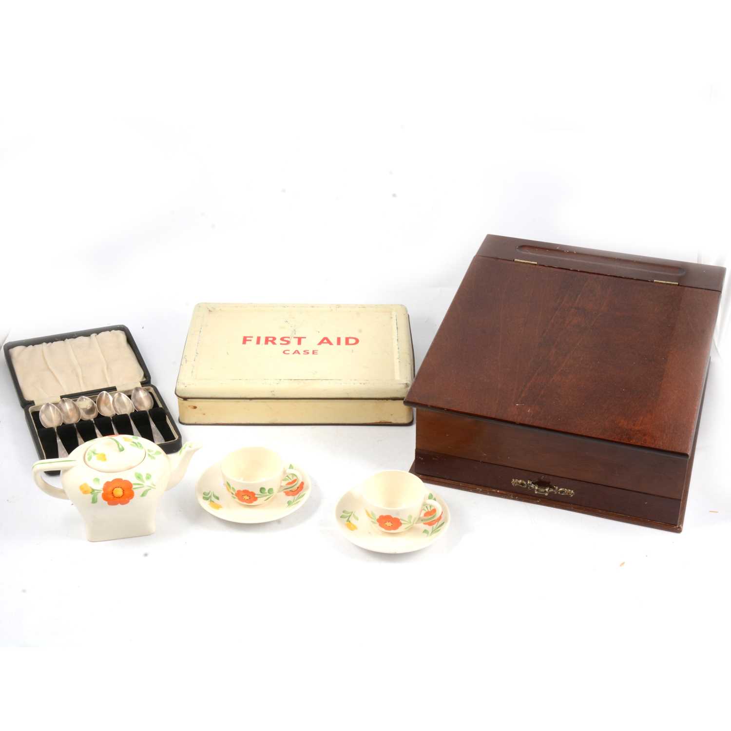 Lot 94 - A modern reproduction mahogany writing slope