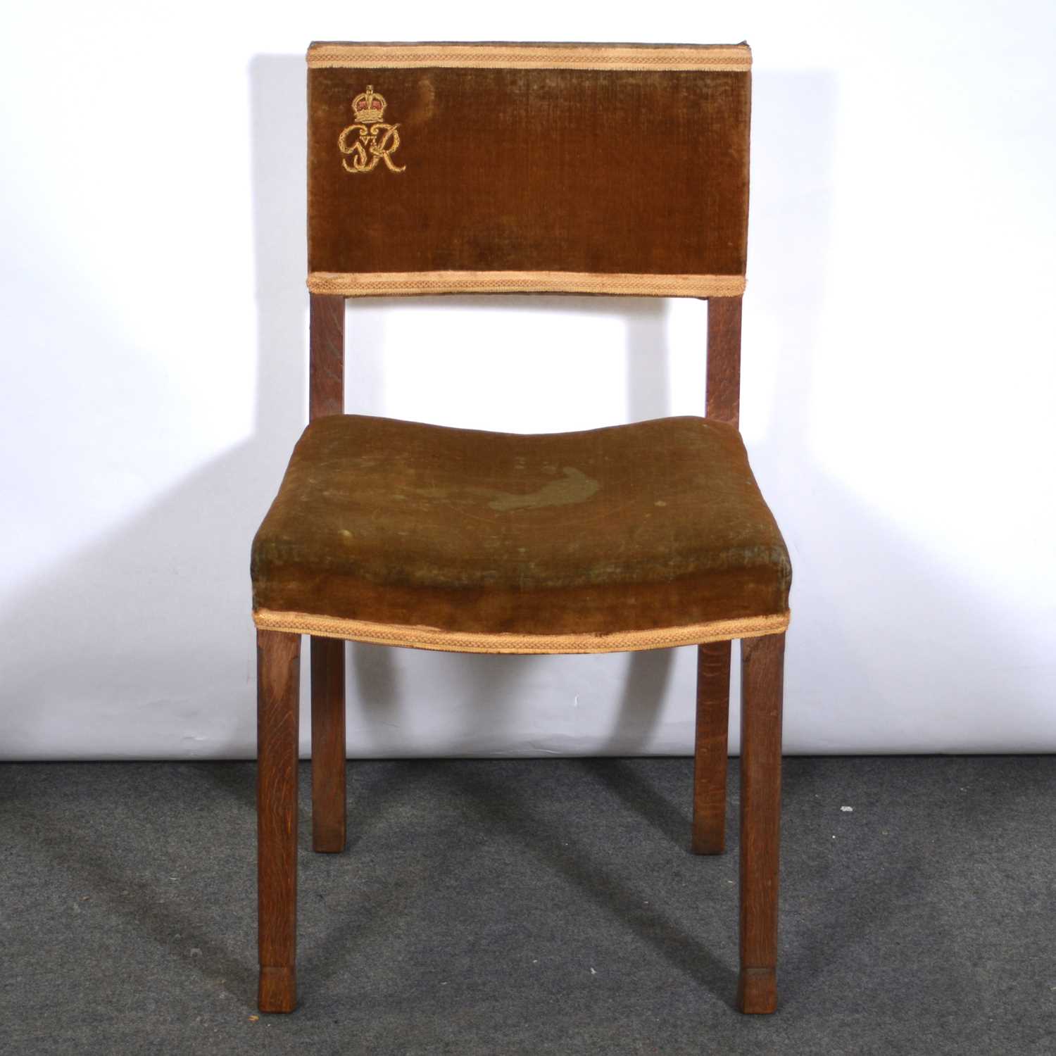 Lot 483 - George VI Coronation chair,