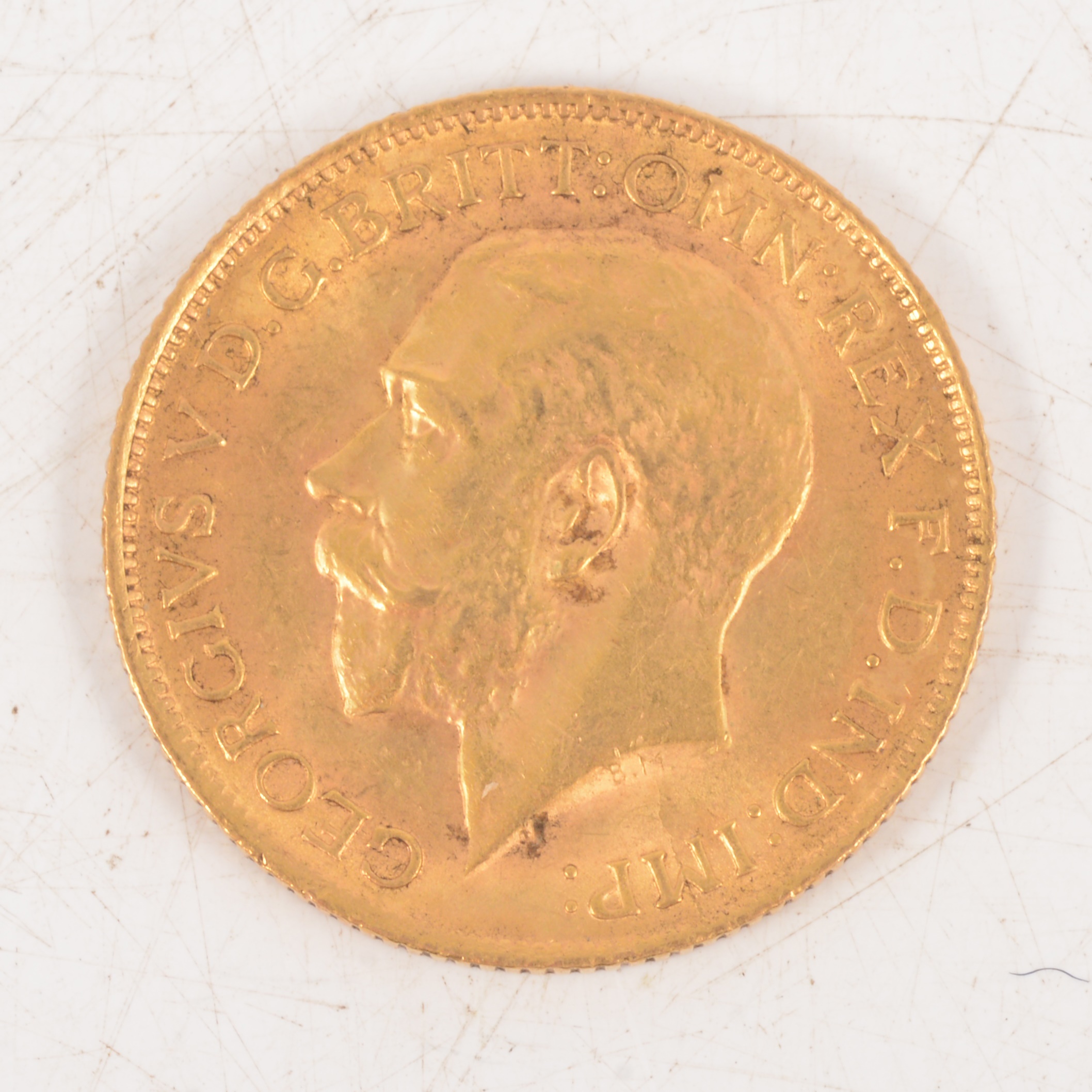 Lot 198 - George V gold Sovereign coin, 1915
