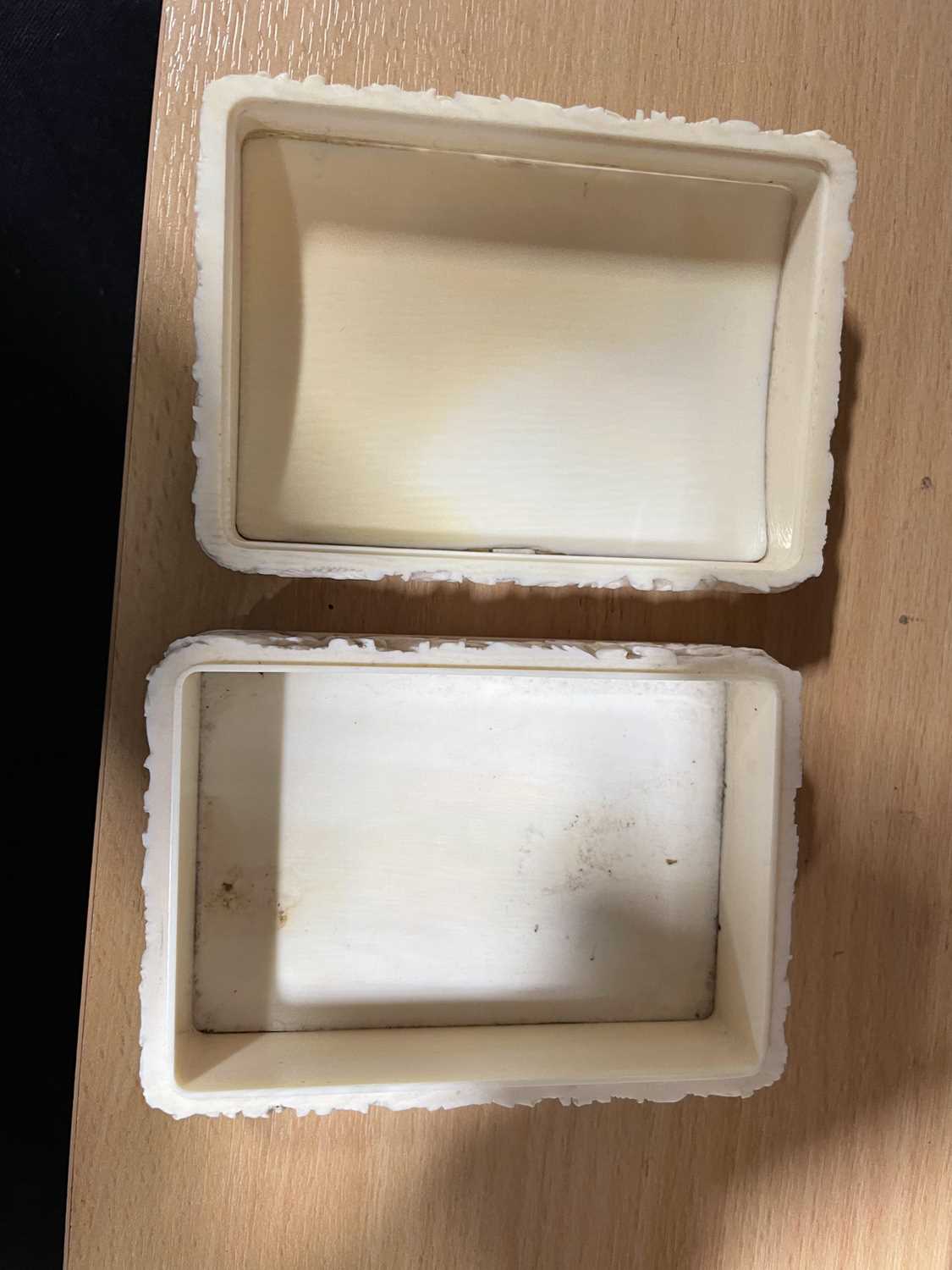 Lot 70 - Japanese carved ivory box, Meiji