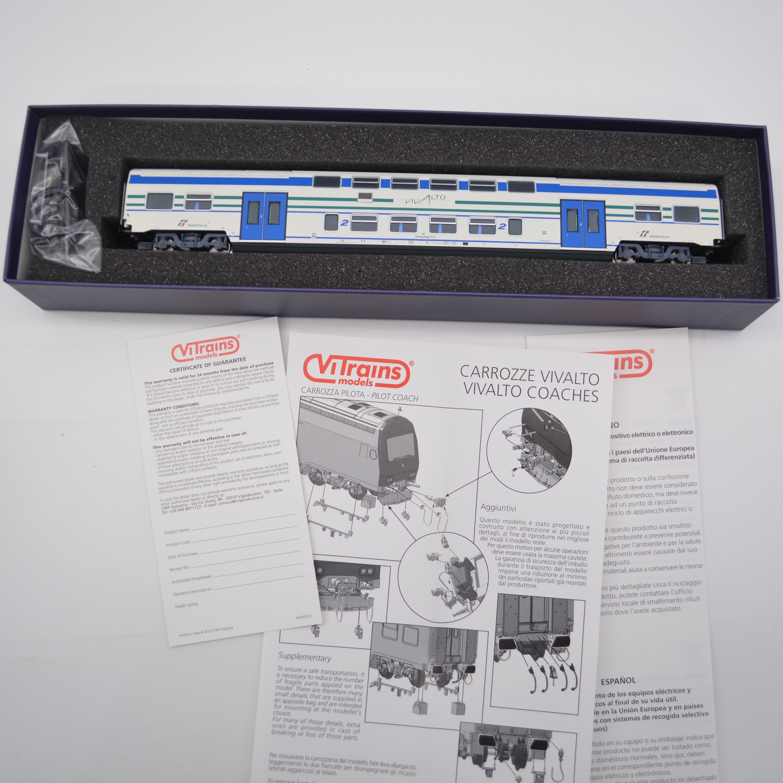 Lot 504 - Five Vitrains Models HO model railway