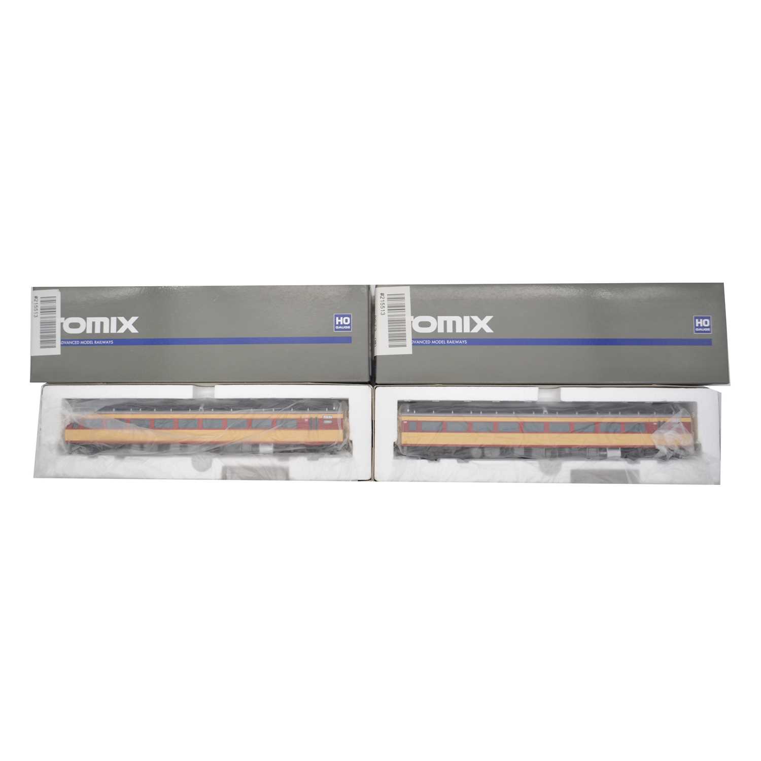 Lot 205 - Tomix HO model railway passenger coaches,
