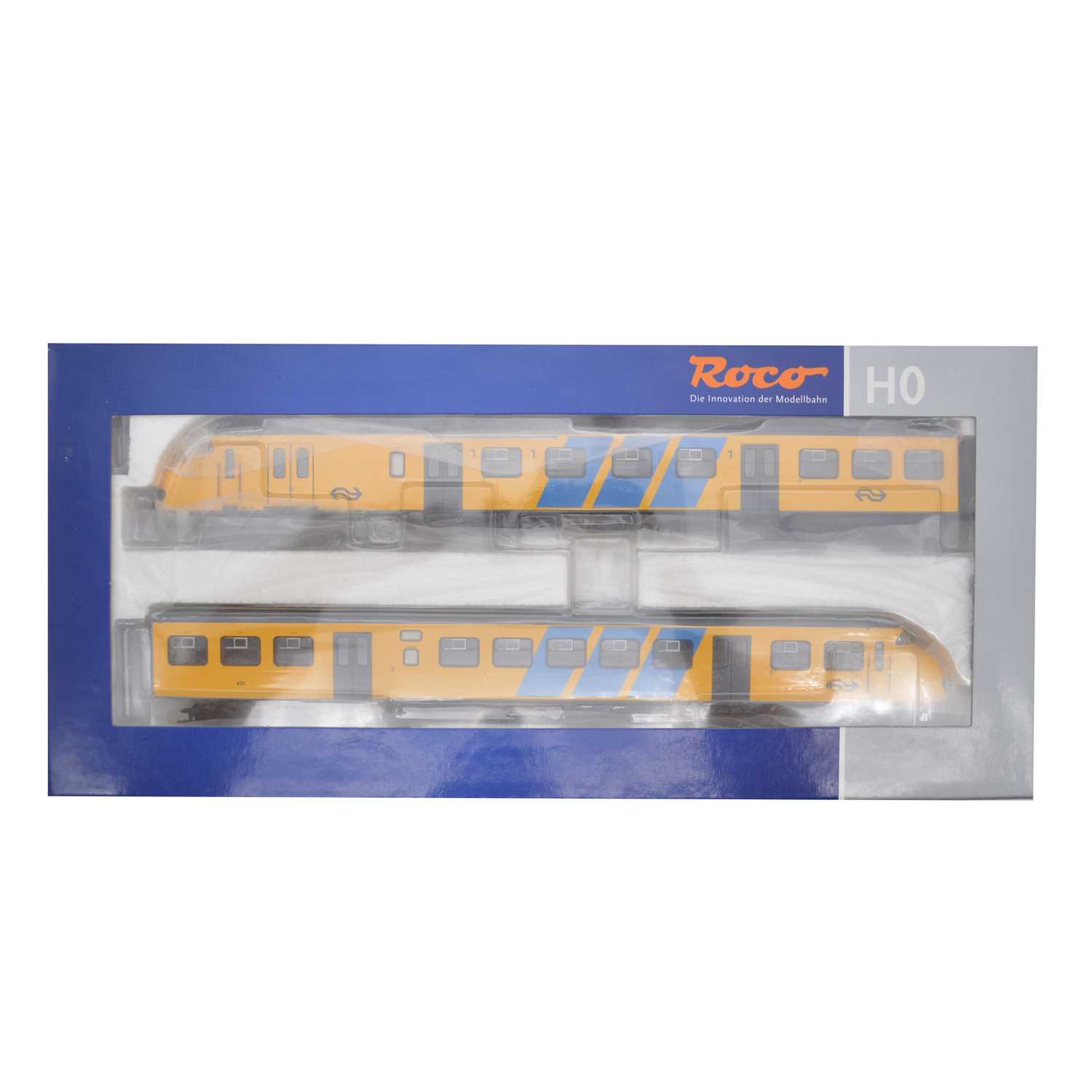 Lot 382 - Roco HO gauge model 2-car locomotive set,