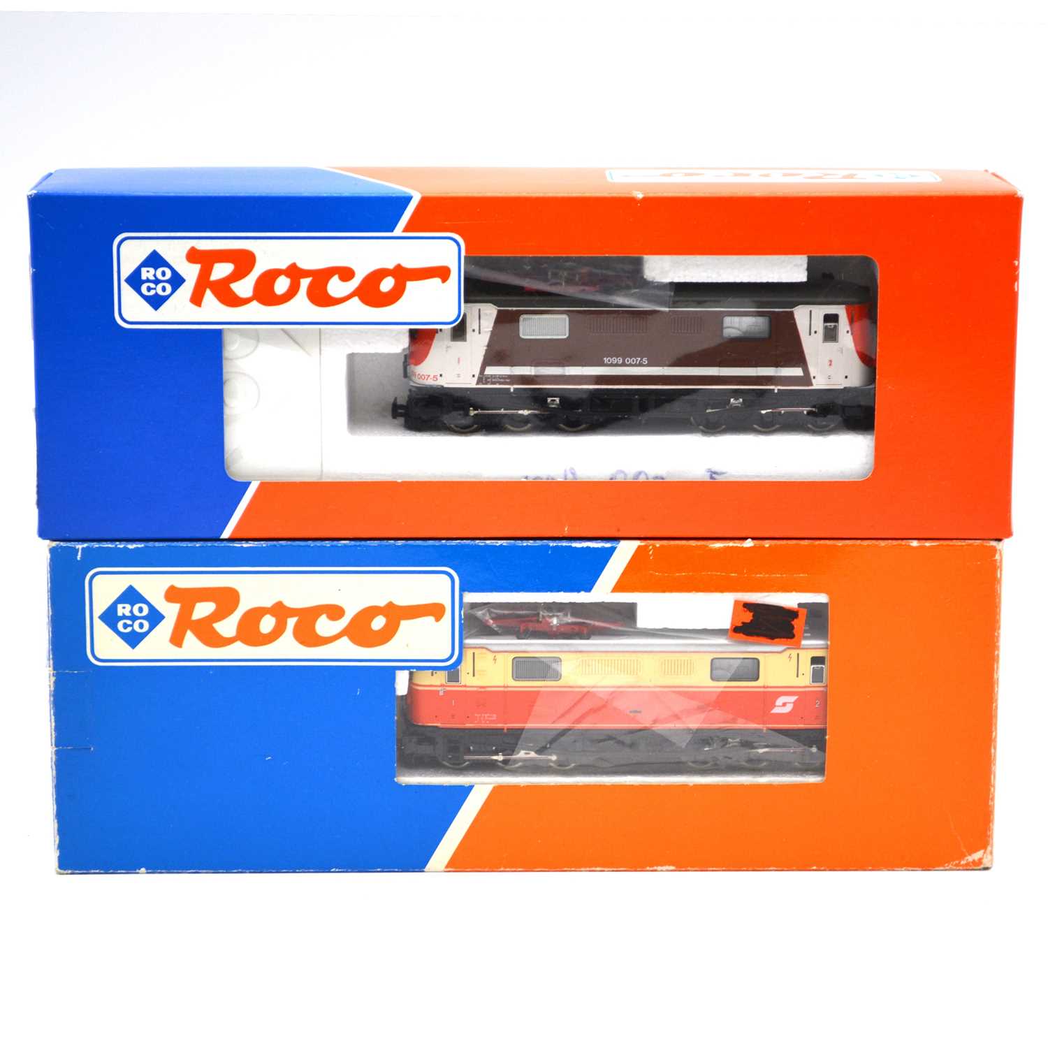 Lot 500 - Two Roco HOe gauge model railway locomotives,
