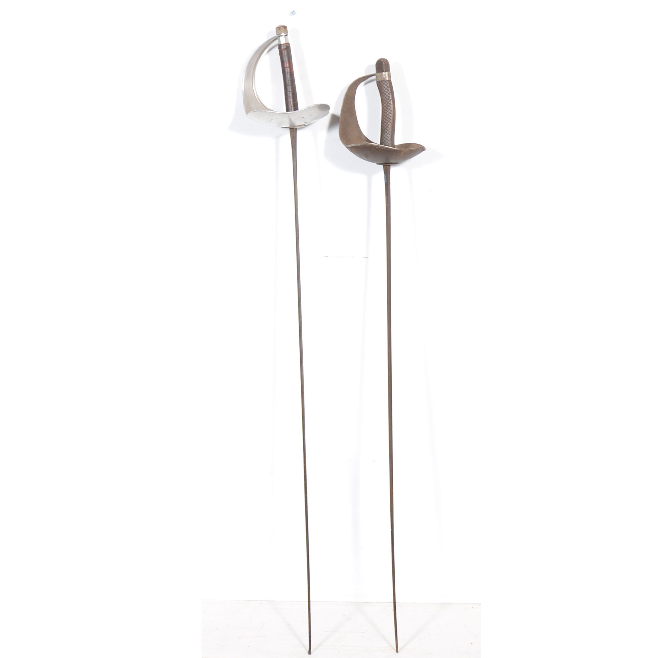 Lot 129 - Four epee, replica sword blades, fencing