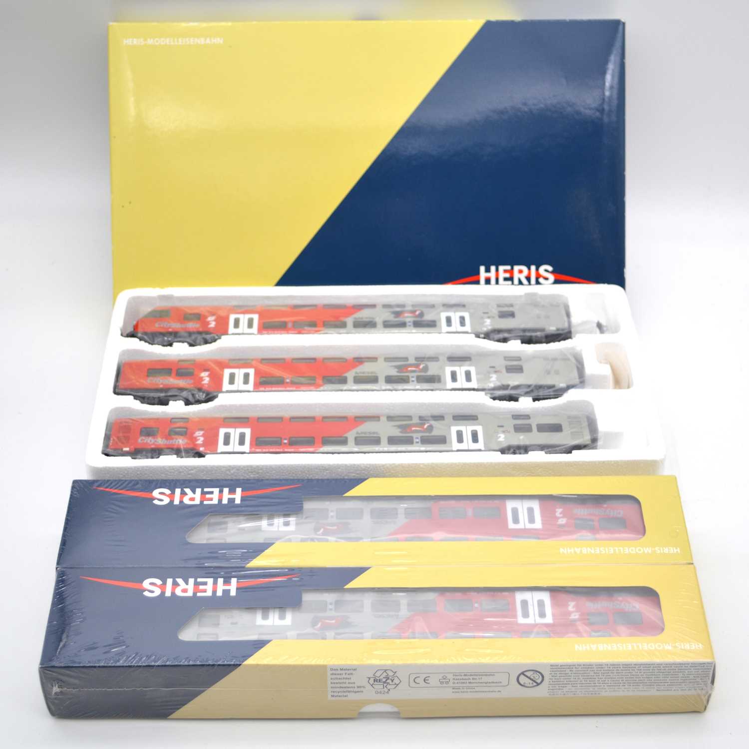 Lot 370 - Heris HO gauge model railway OBB Wiesel City