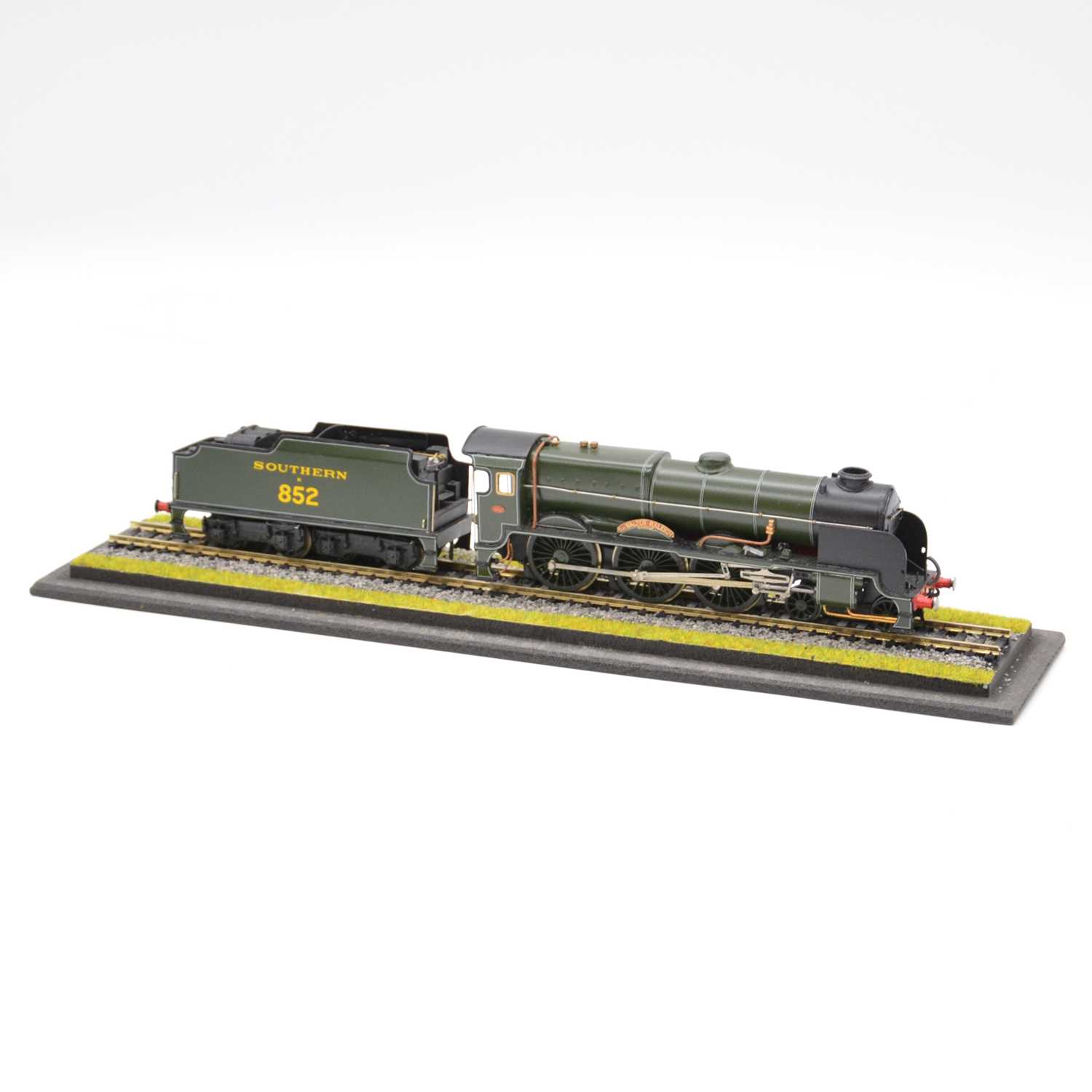 Lot 171 - A well made kit-built OO gauge railway
