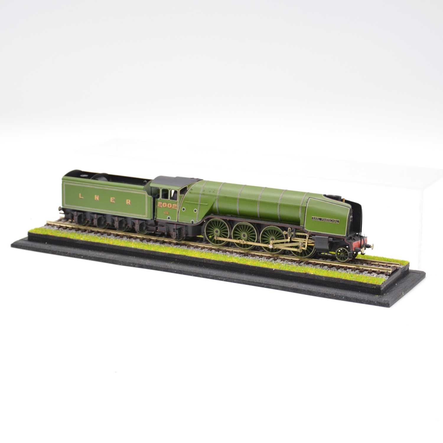 Lot 179 - A well made kit-built OO gauge model railway