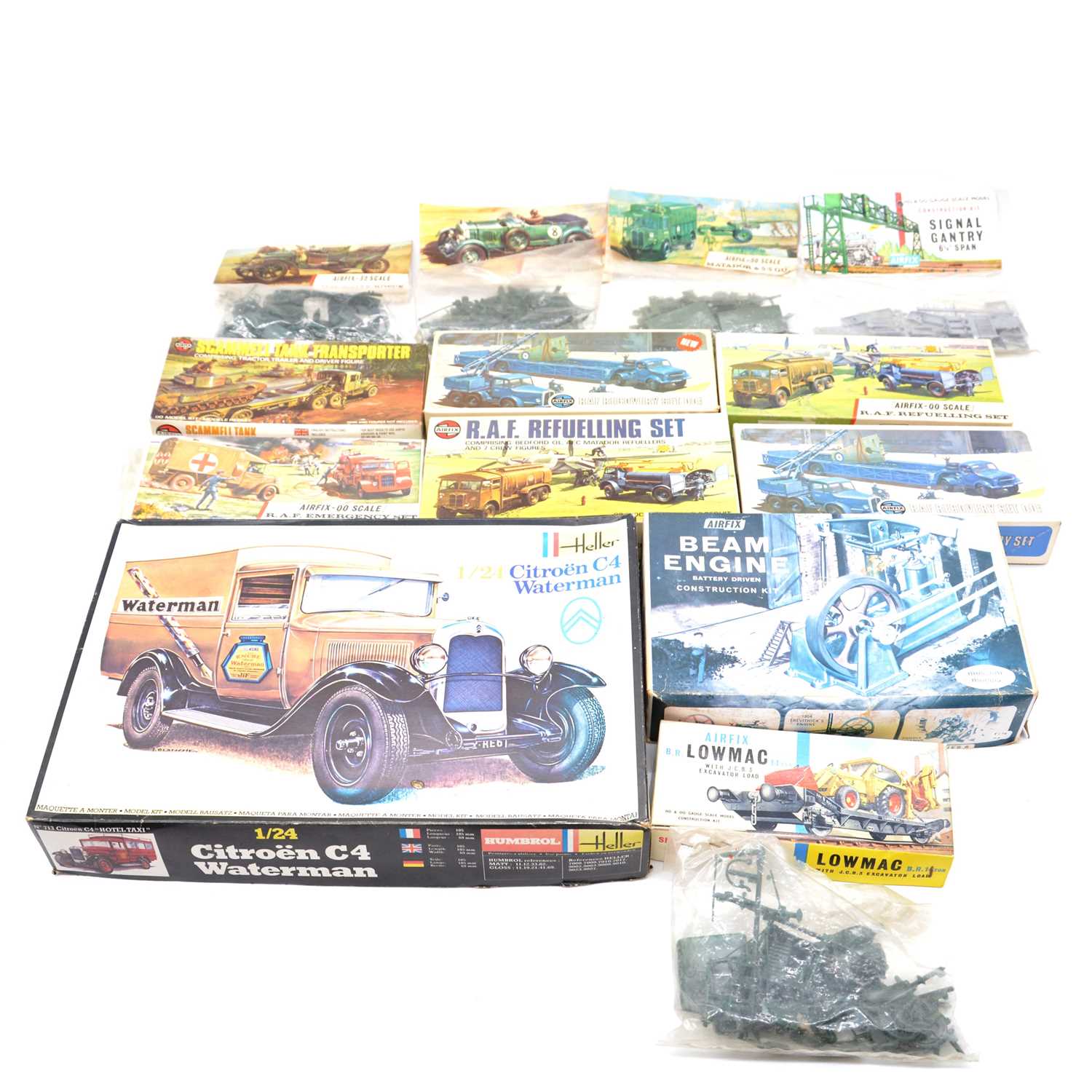 Lot 390 - Thirteen Plastic model kits including Airfix