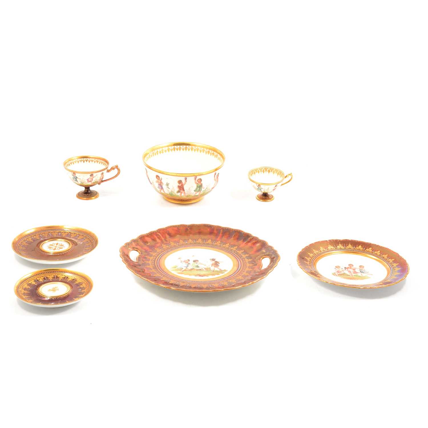 Lot 125 - A Dresden porcelain twelve place 'Vienna