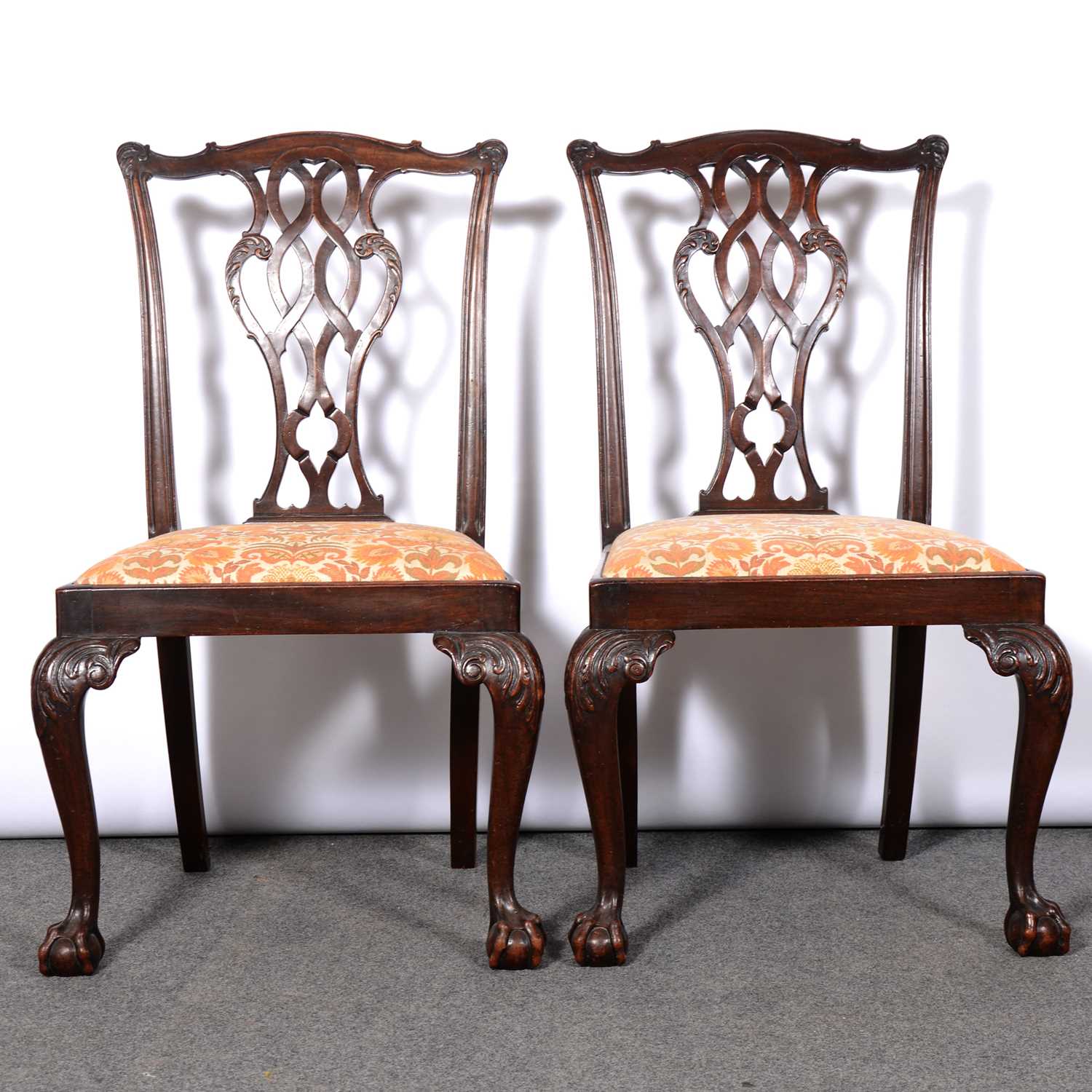 Lot 375 - Pair of Chippendale design mahogany dining