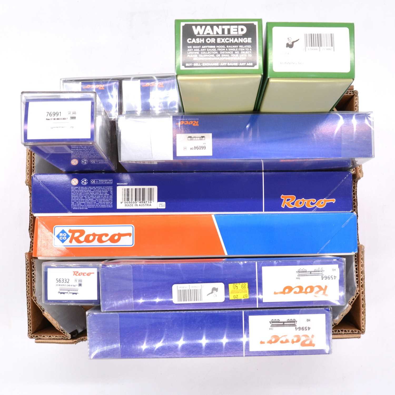 Lot 225 - Roco HO gauge rolling stock and wagon sets,