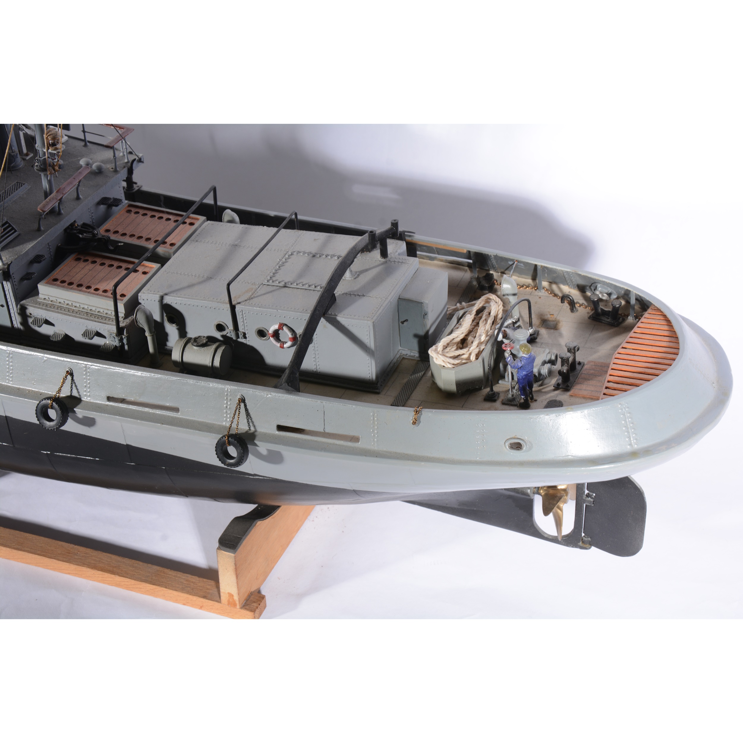 Lot 1262 - Mount fleet models 'Empire Ivy / Flying