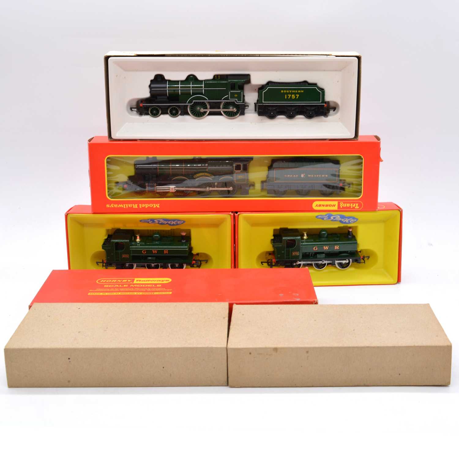 Lot 344 - Four Tri-ang Hornby OO gauge model railway