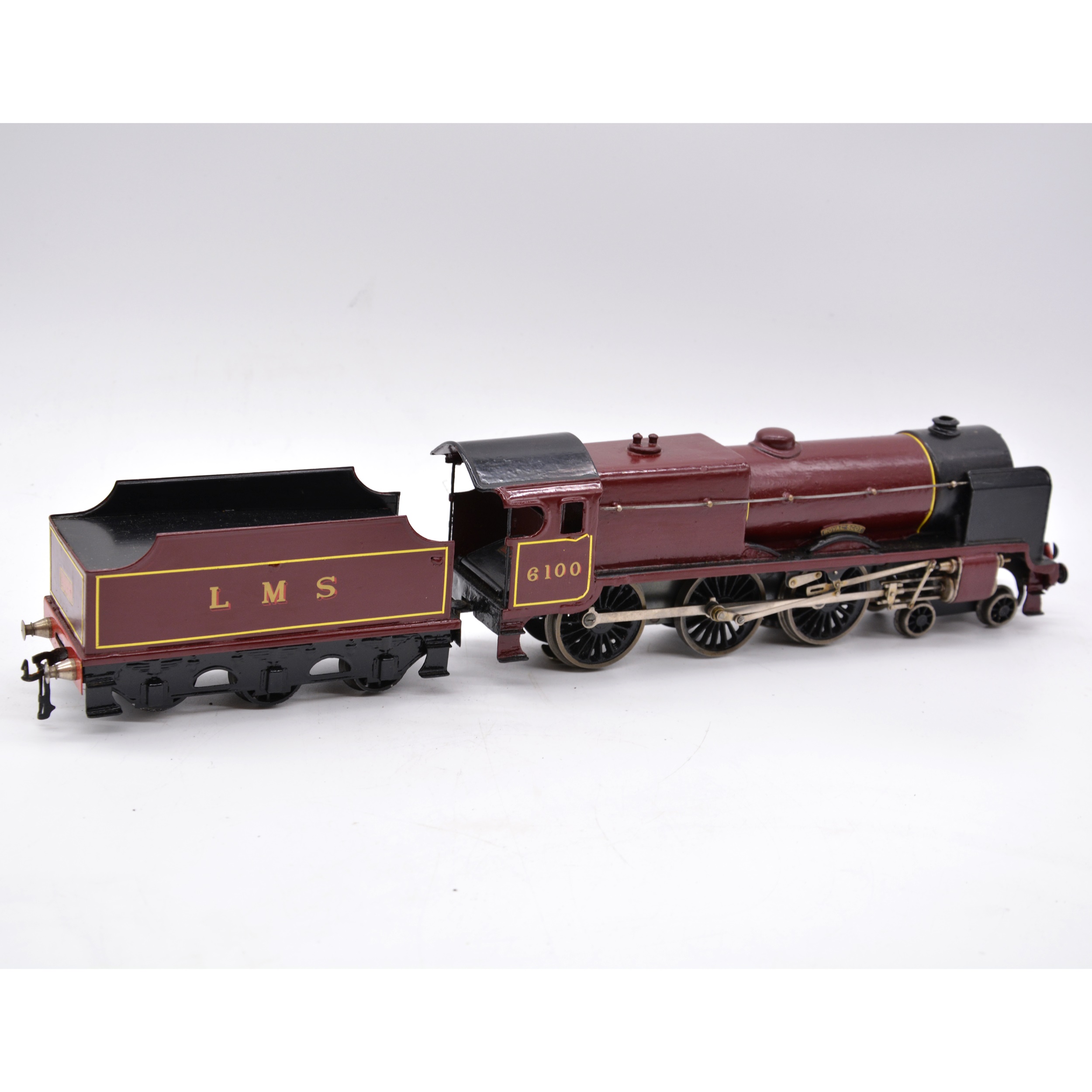 Lot 151 - Bassett-Lowke O gauge model railway electric